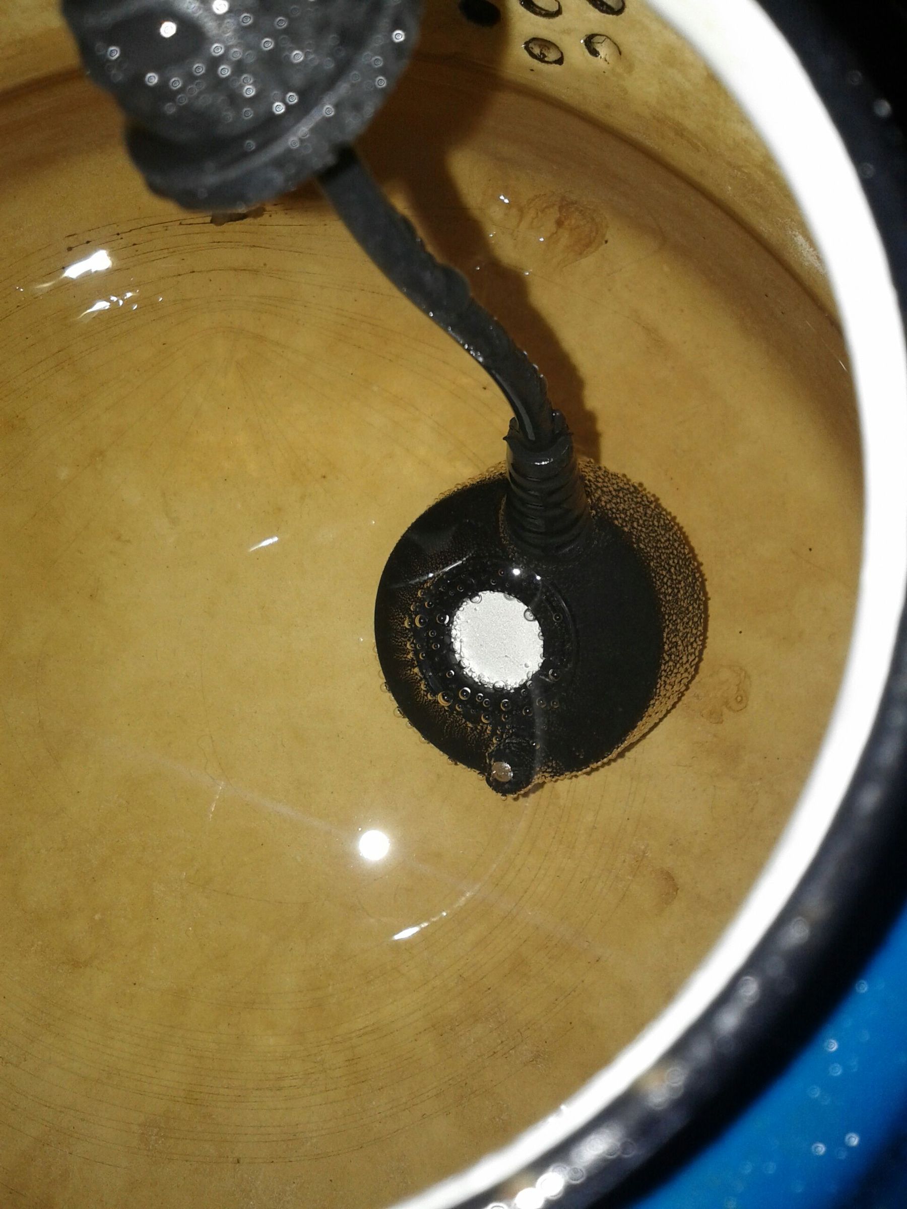 Very Simple Air Humidifier : 4 Steps - Instructables