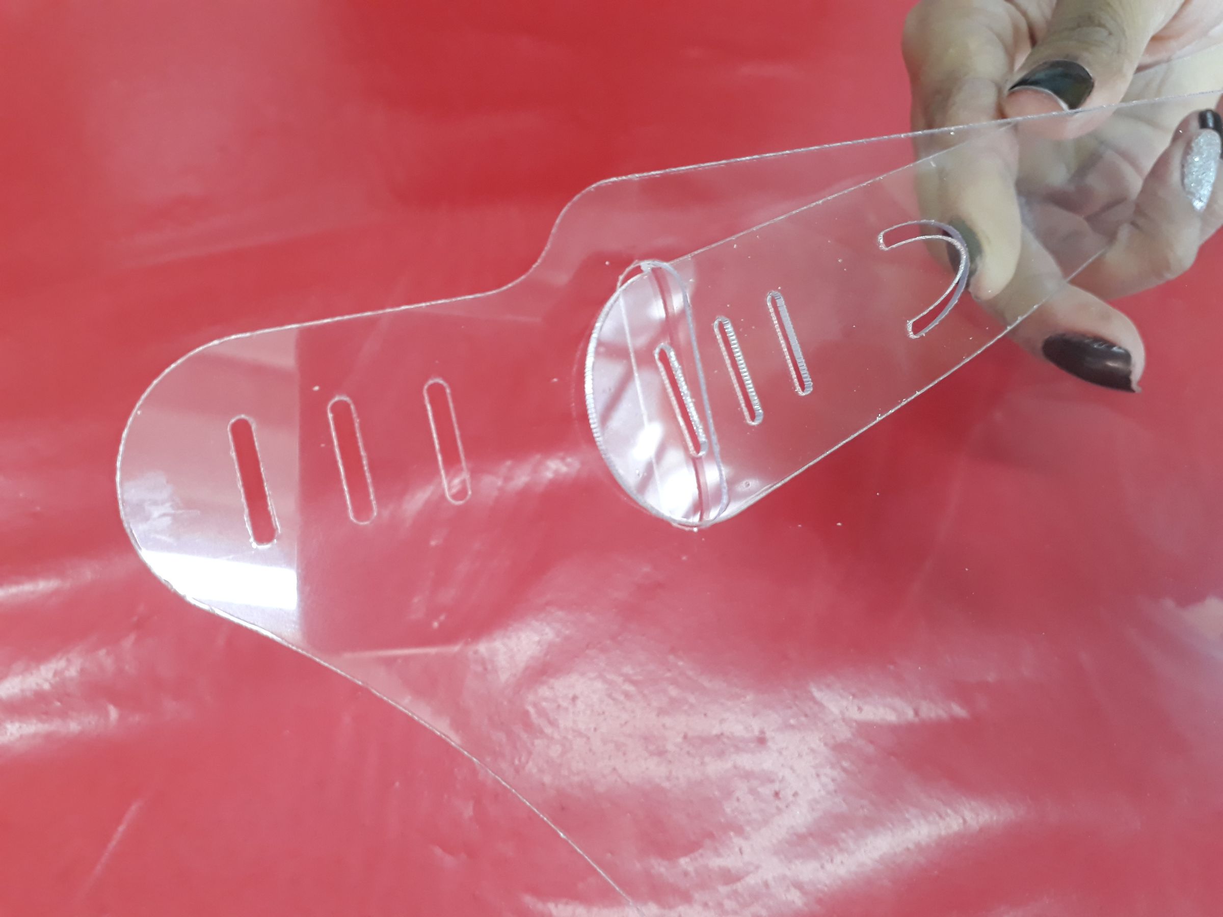 Laser Cut Face Shield V.2 : 6 Steps - Instructables