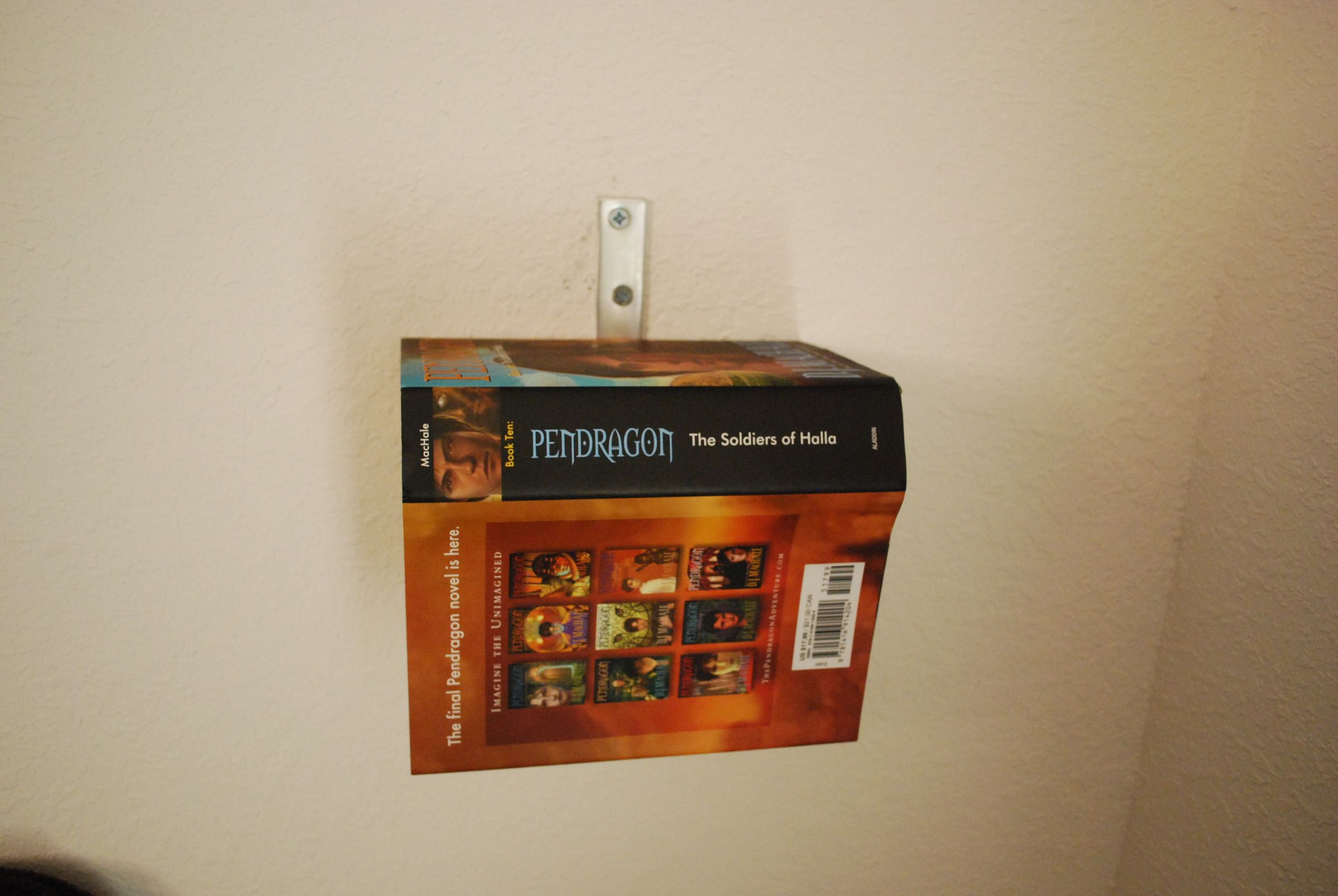 How to Make an Invisible Bookshelf (Without Ruining a Book!) : 9 Steps ...