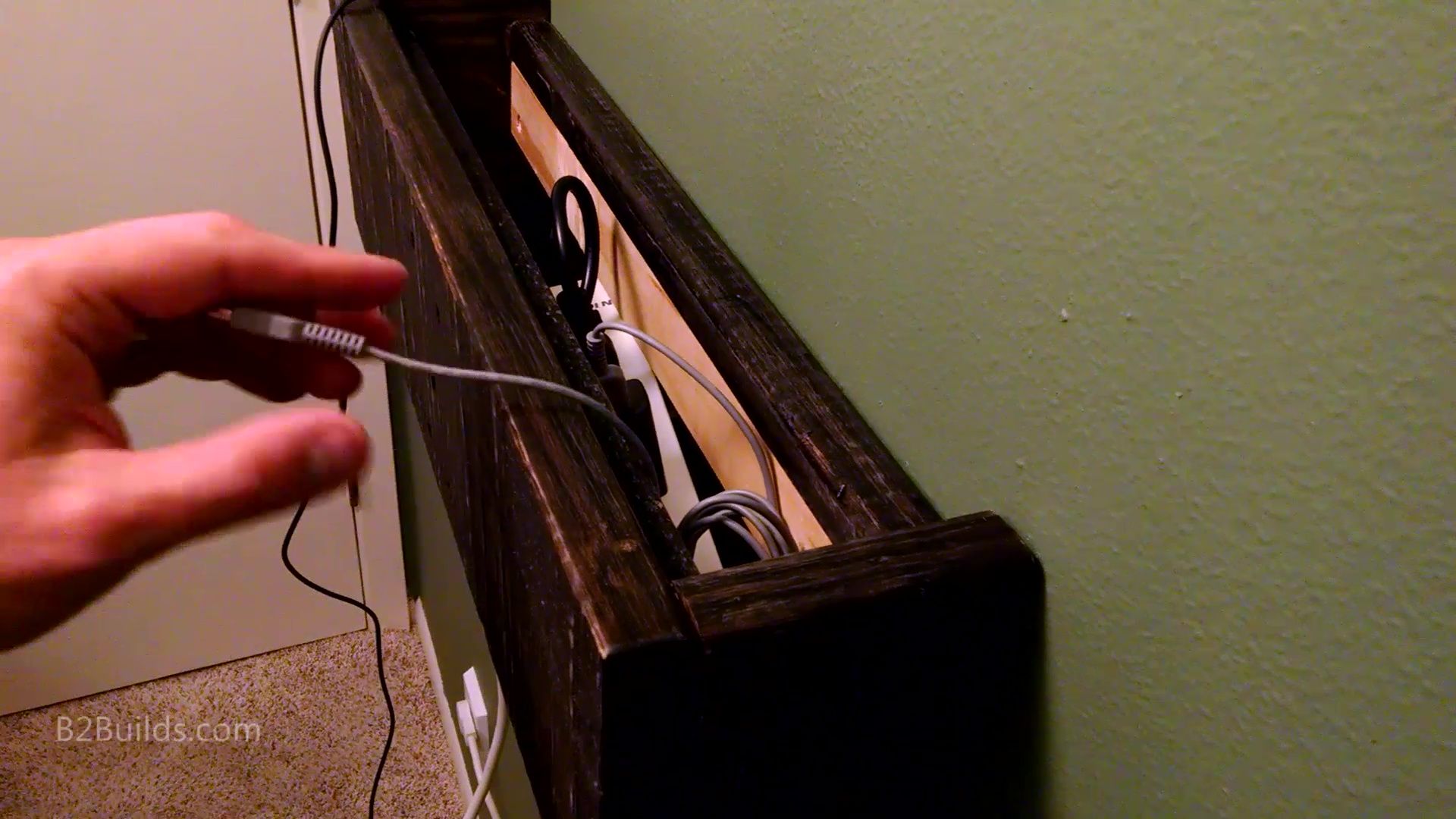 Floating Shelf Charging Station From Pallet Wood : 9 Steps (with ...