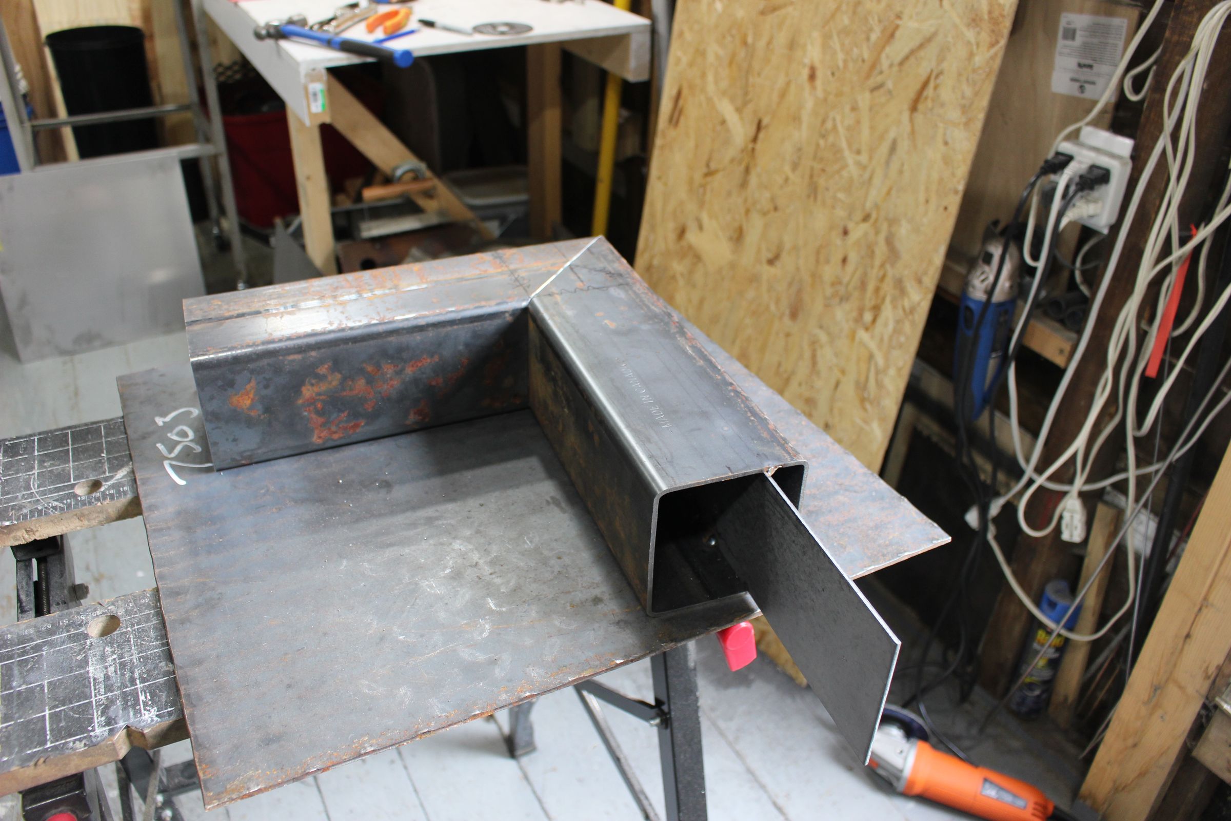 How to Make a Rocket Stove : 4 Steps (with Pictures) - Instructables