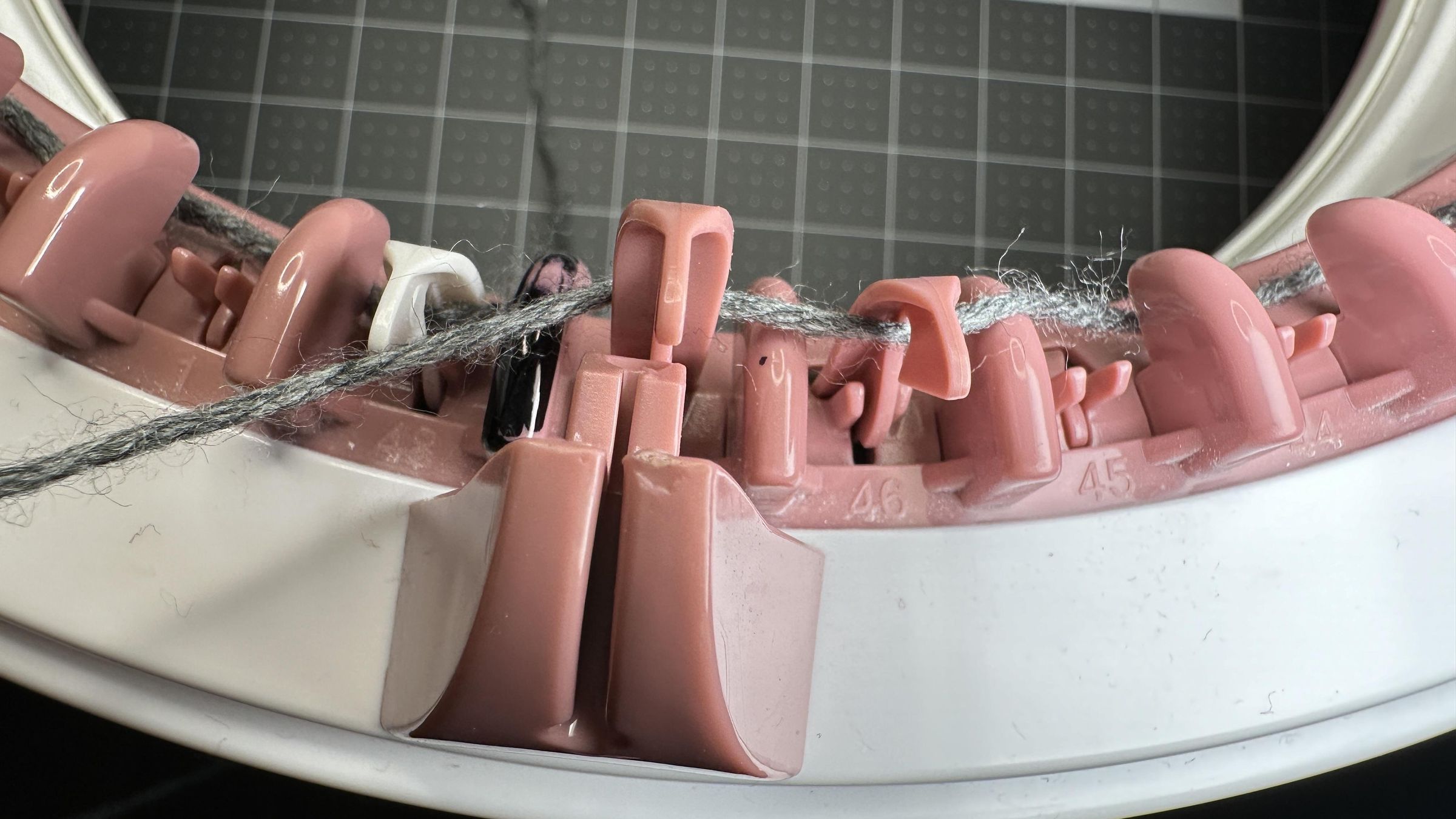 The 20 Minute Knitting Machine Beanie : 18 Steps (with Pictures ...