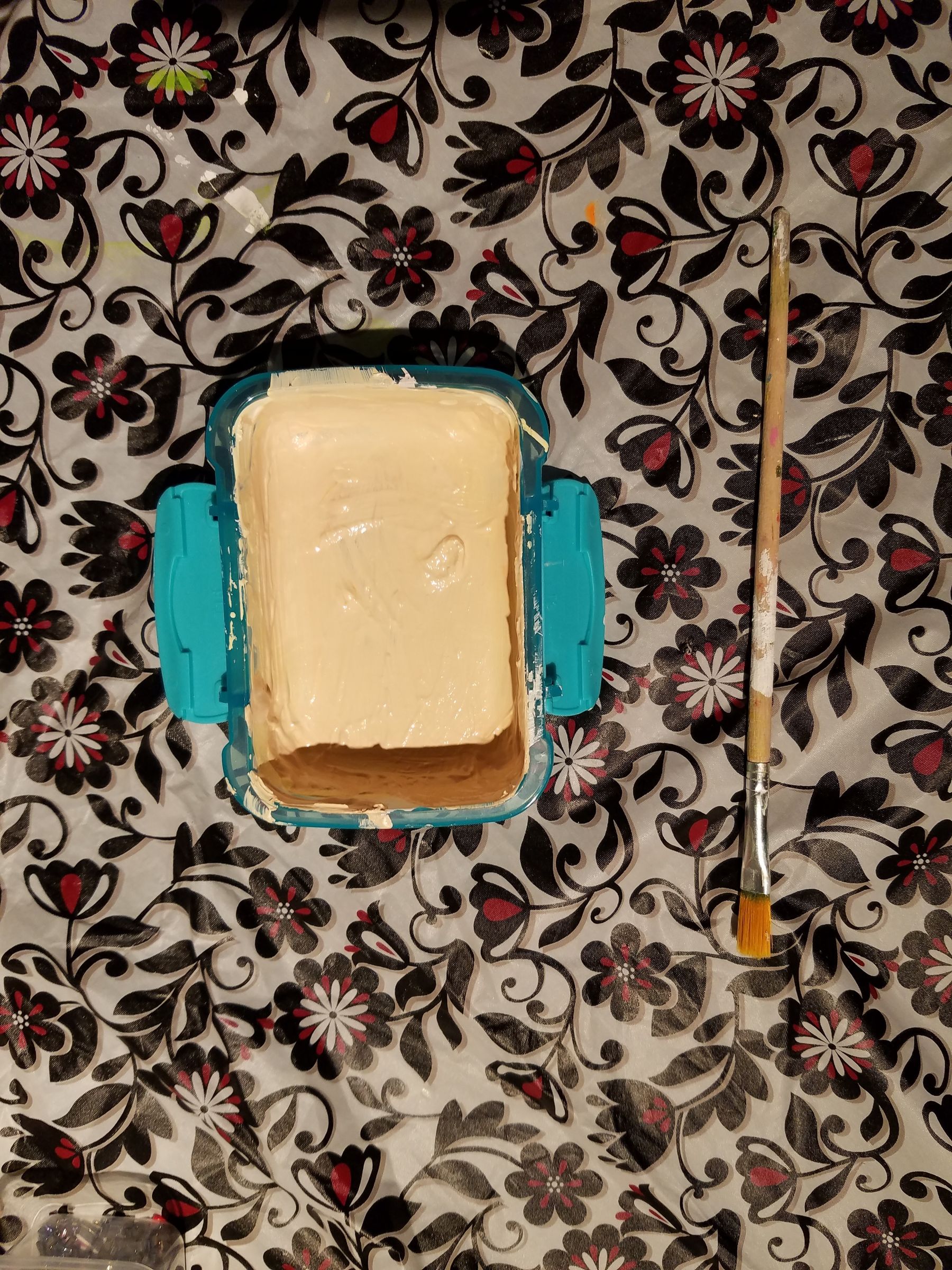 How to Make Mini Squishy Cakes Out of Makeup Sponges : 3 Steps ...