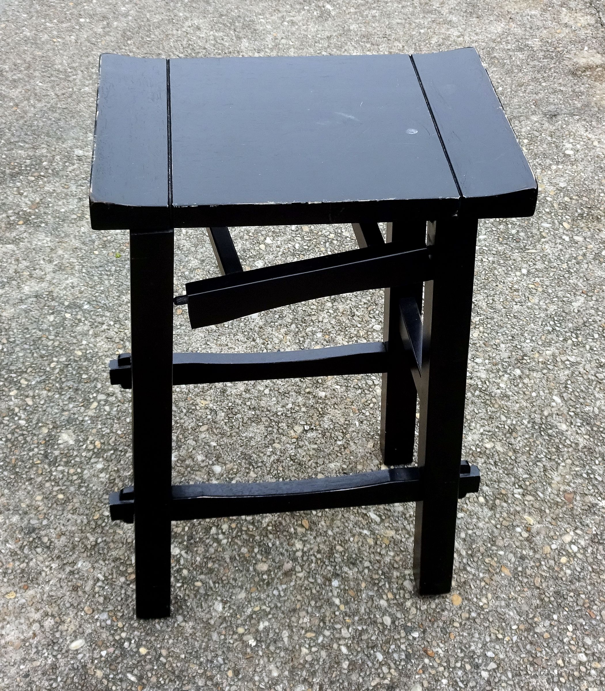From Broken Stool to Side Table : 13 Steps (with Pictures) - Instructables