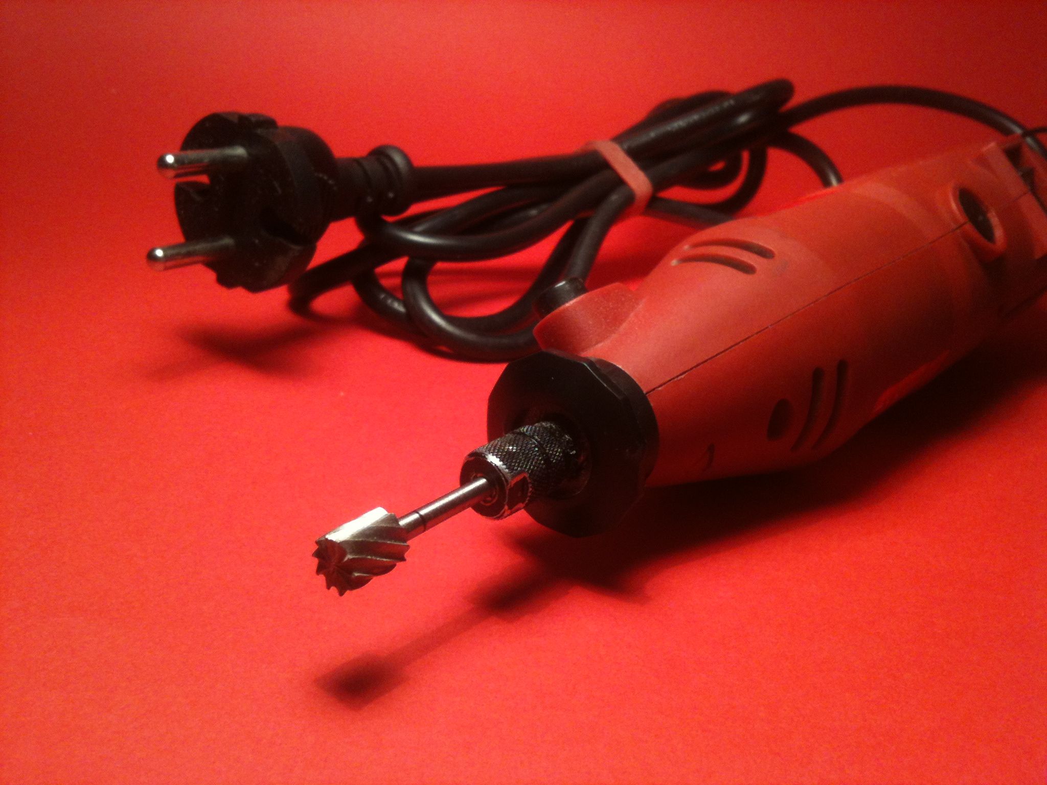 DIY 3$ Dremel Light [UPDATED] : 8 Steps - Instructables