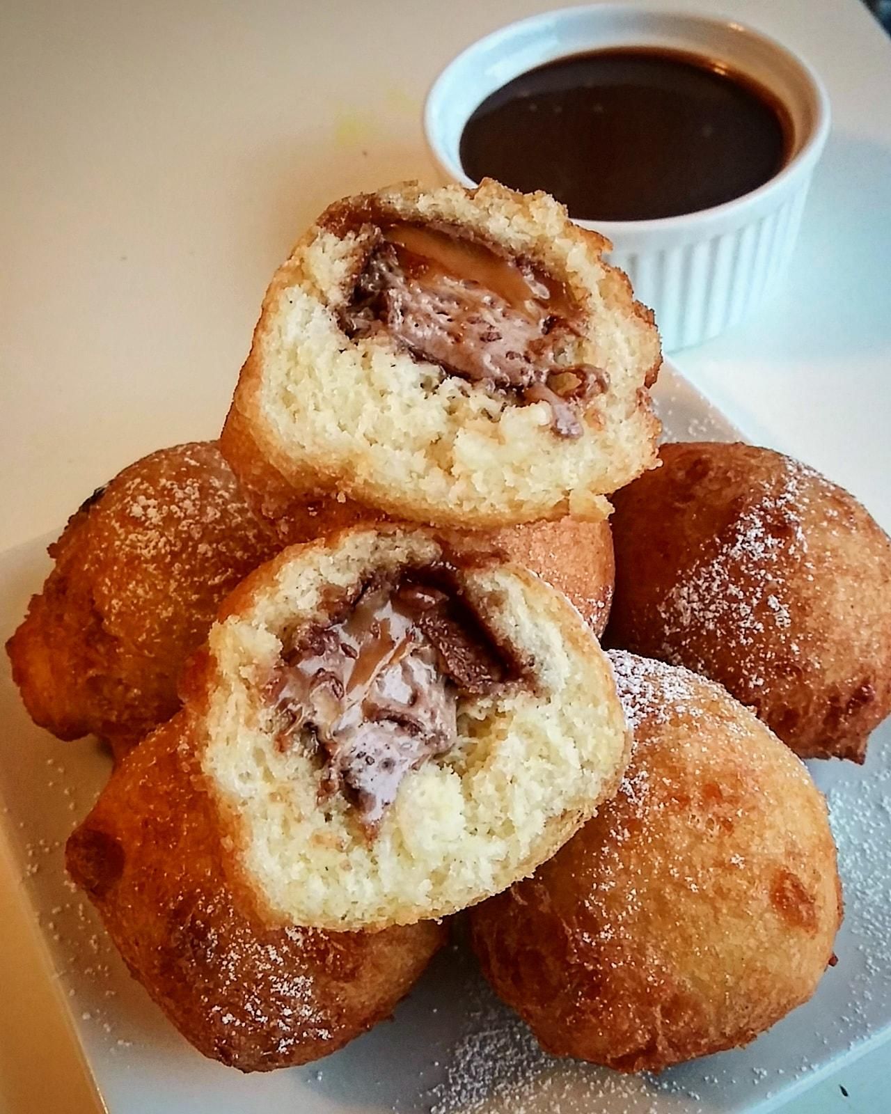 Milky Mines (Fried Milky Way Candy Bars in Biscuit Batter) : 14 Steps ...