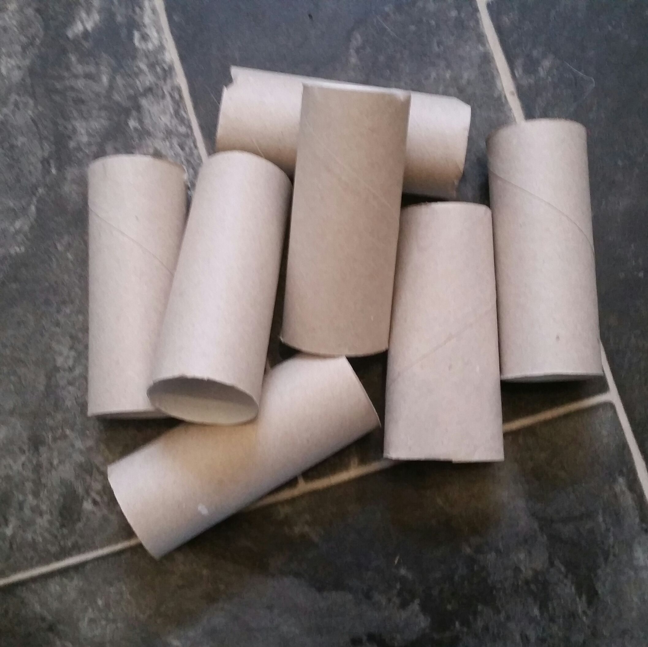 Recycle Cardboard Tubes for Fire Logs : 9 Steps (with Pictures ...