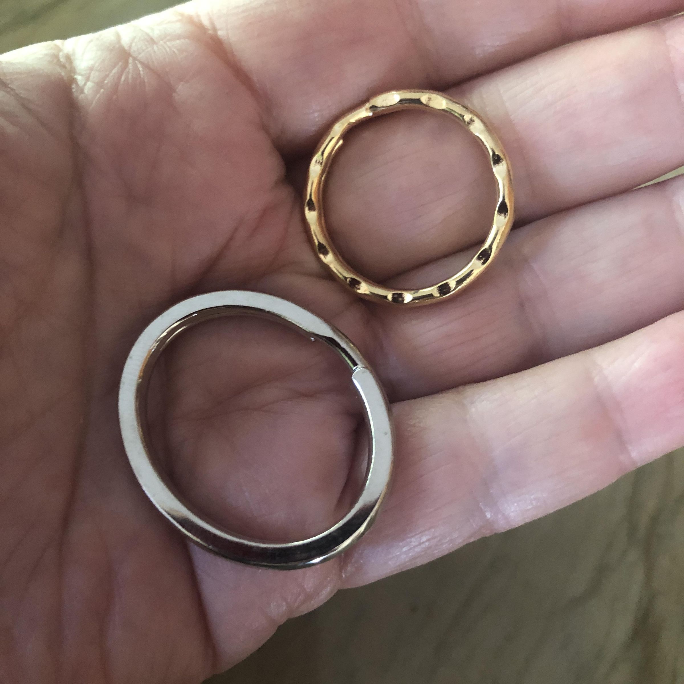 Holographic and Floral Resin Letter Keychains : 18 Steps (with Pictures ...