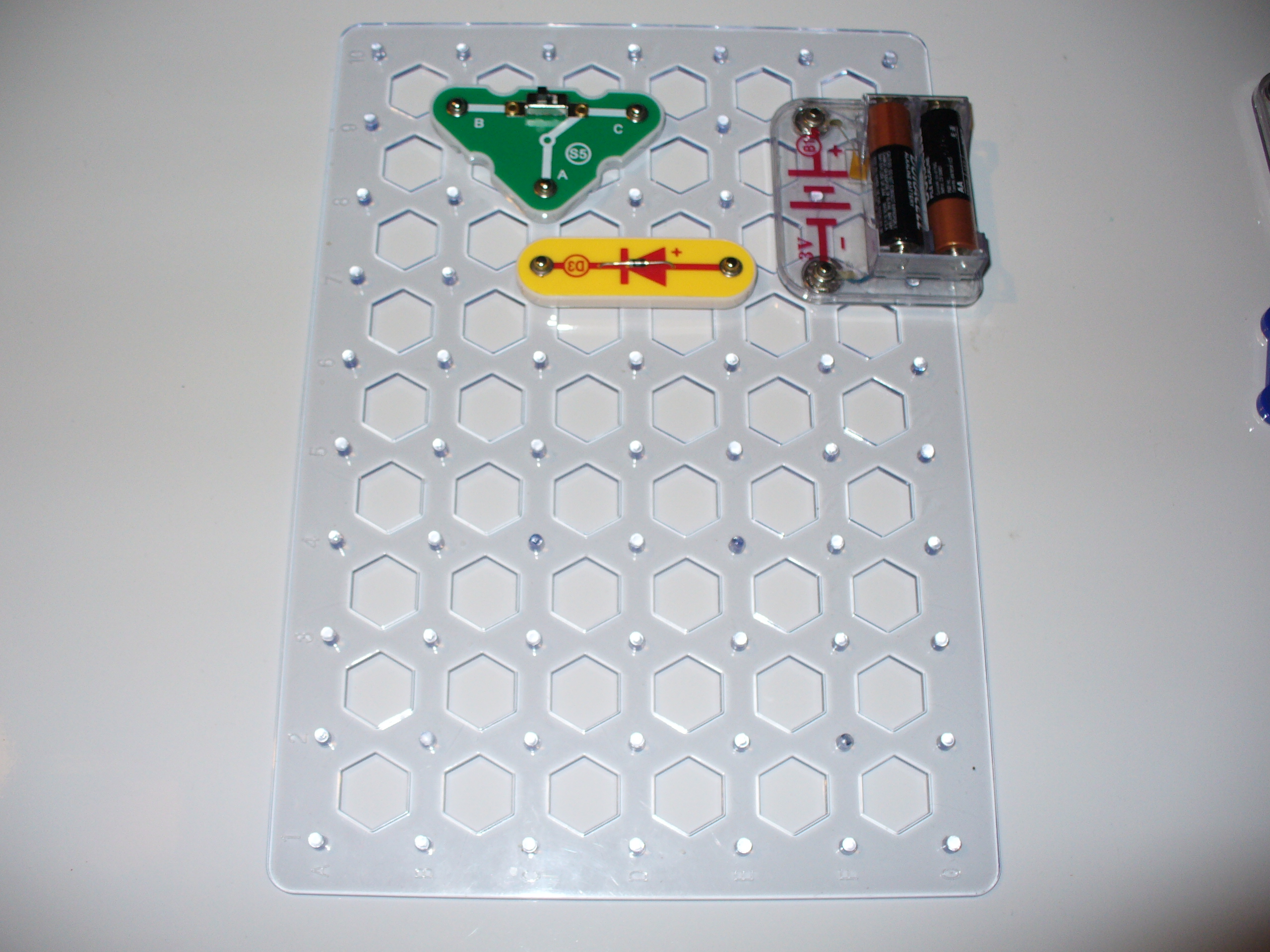 Introduction to the Diode Using Snap Circuits - Instructables