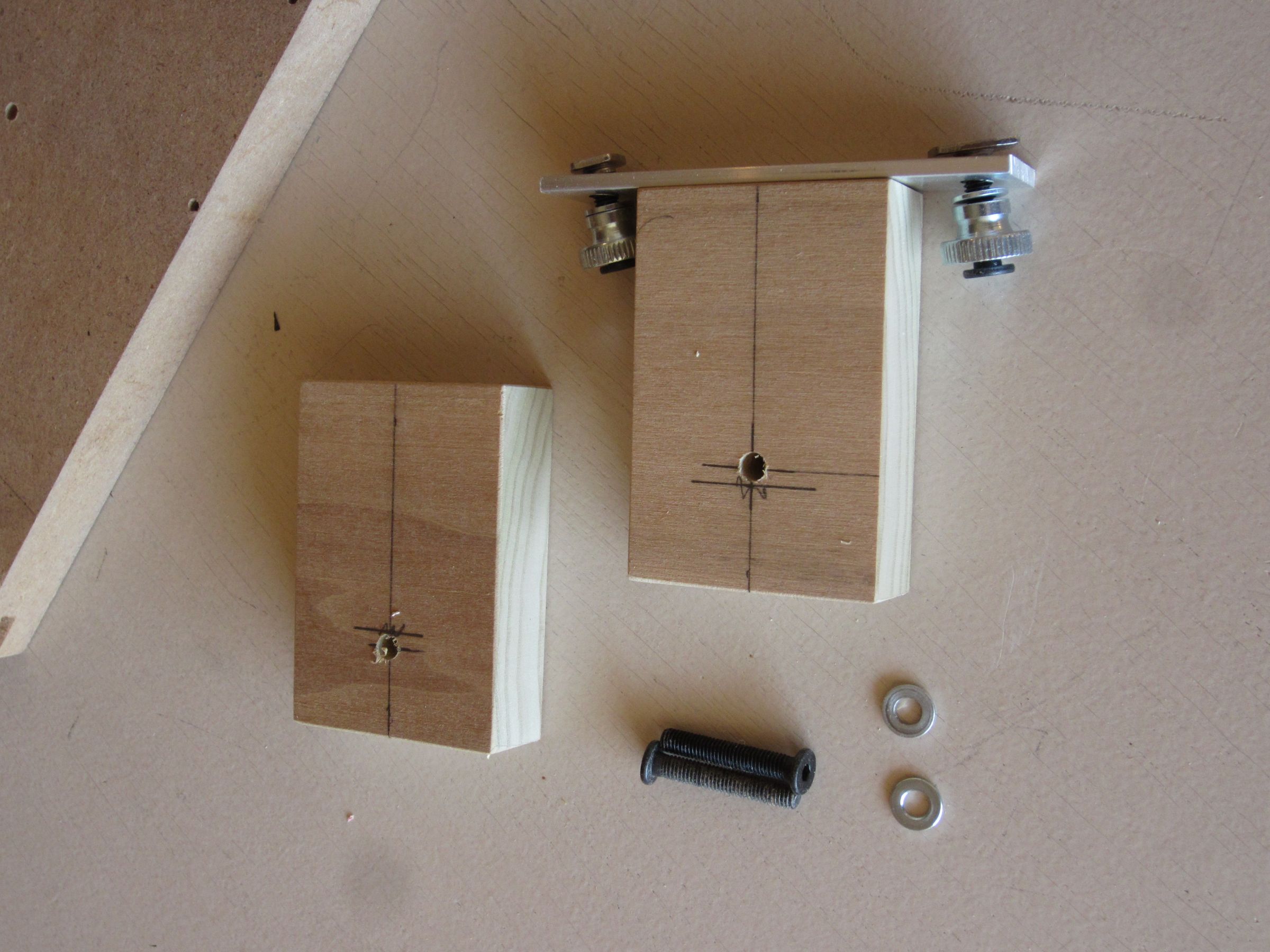 Adjustable Router Guide Template : 11 Steps (with Pictures) - Instructables