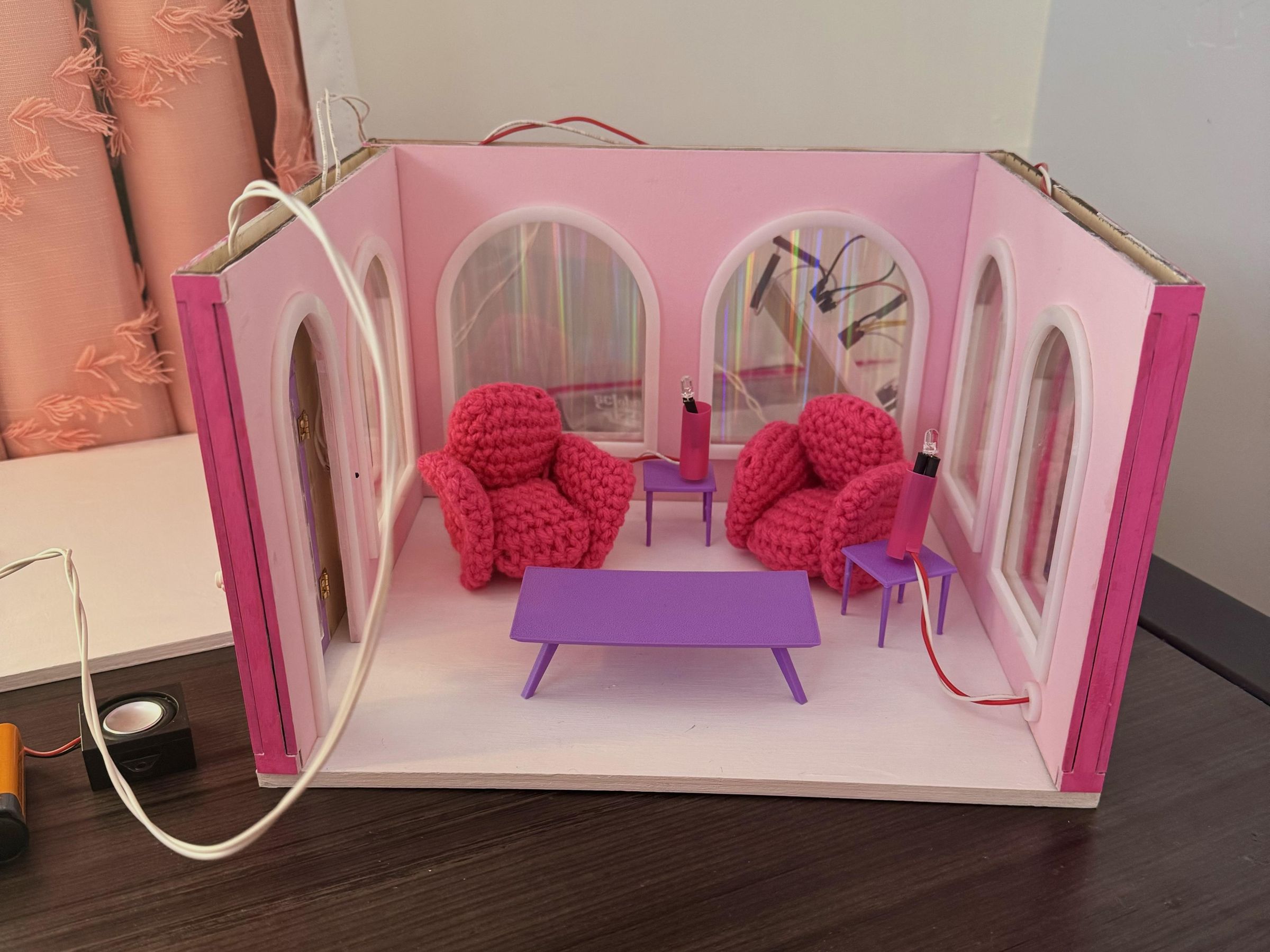 Make a Mixed Media Mini Room! : 7 Steps (with Pictures) - Instructables