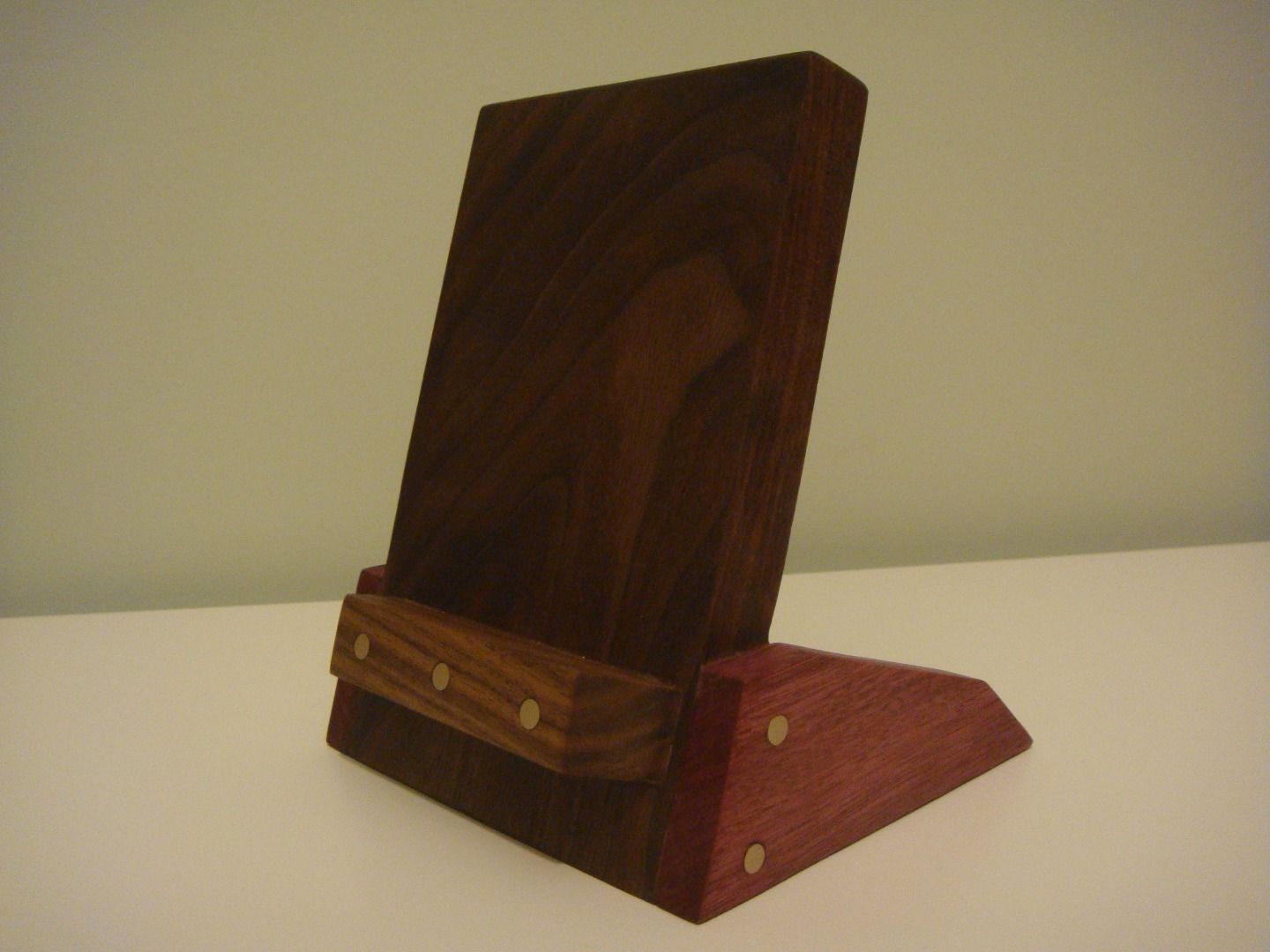 Brass Dowel Tablet Stand (3 Materials) : 8 Steps (with Pictures ...