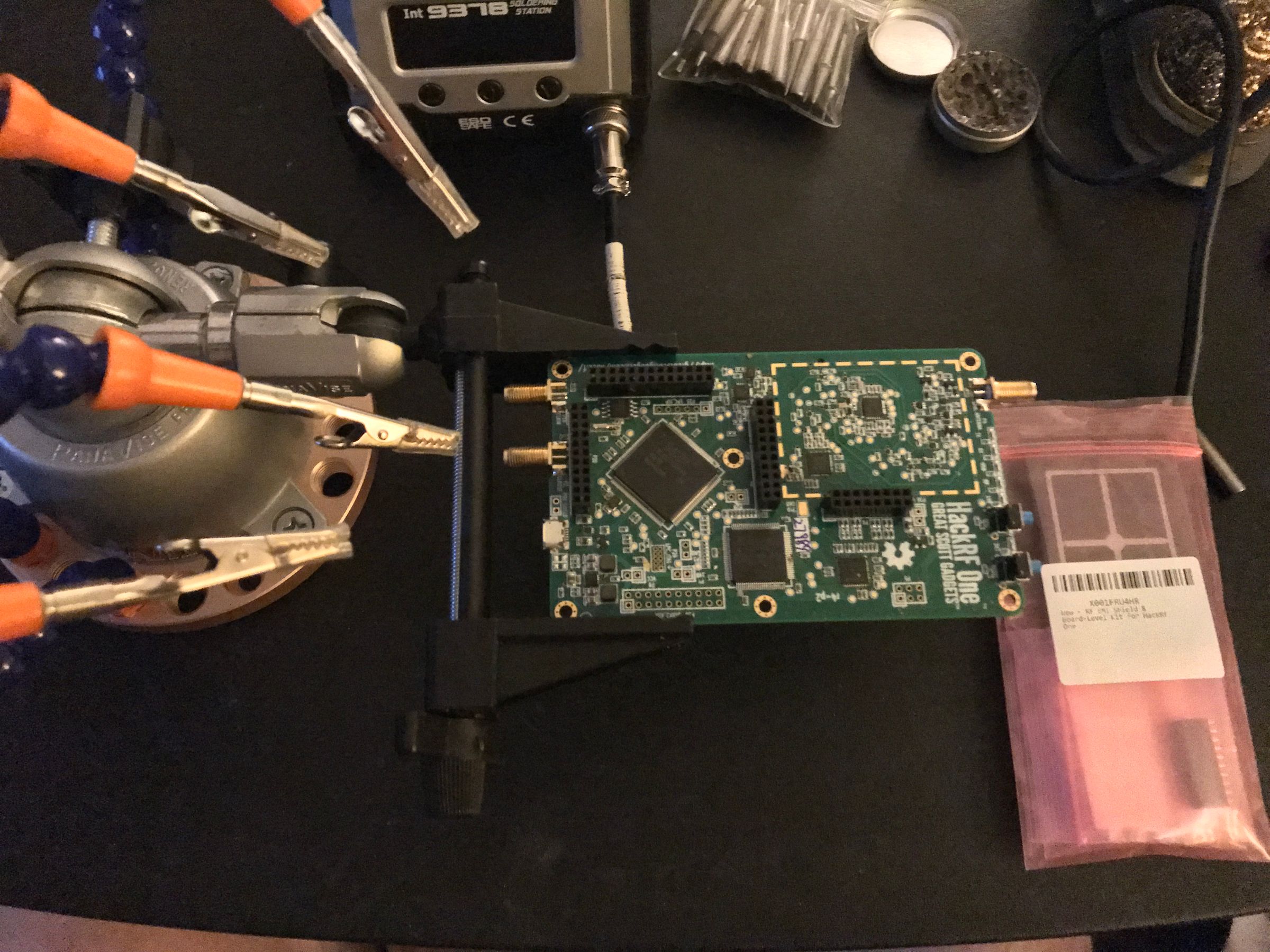 HackRF Shielding Kit Installation : 4 Steps - Instructables