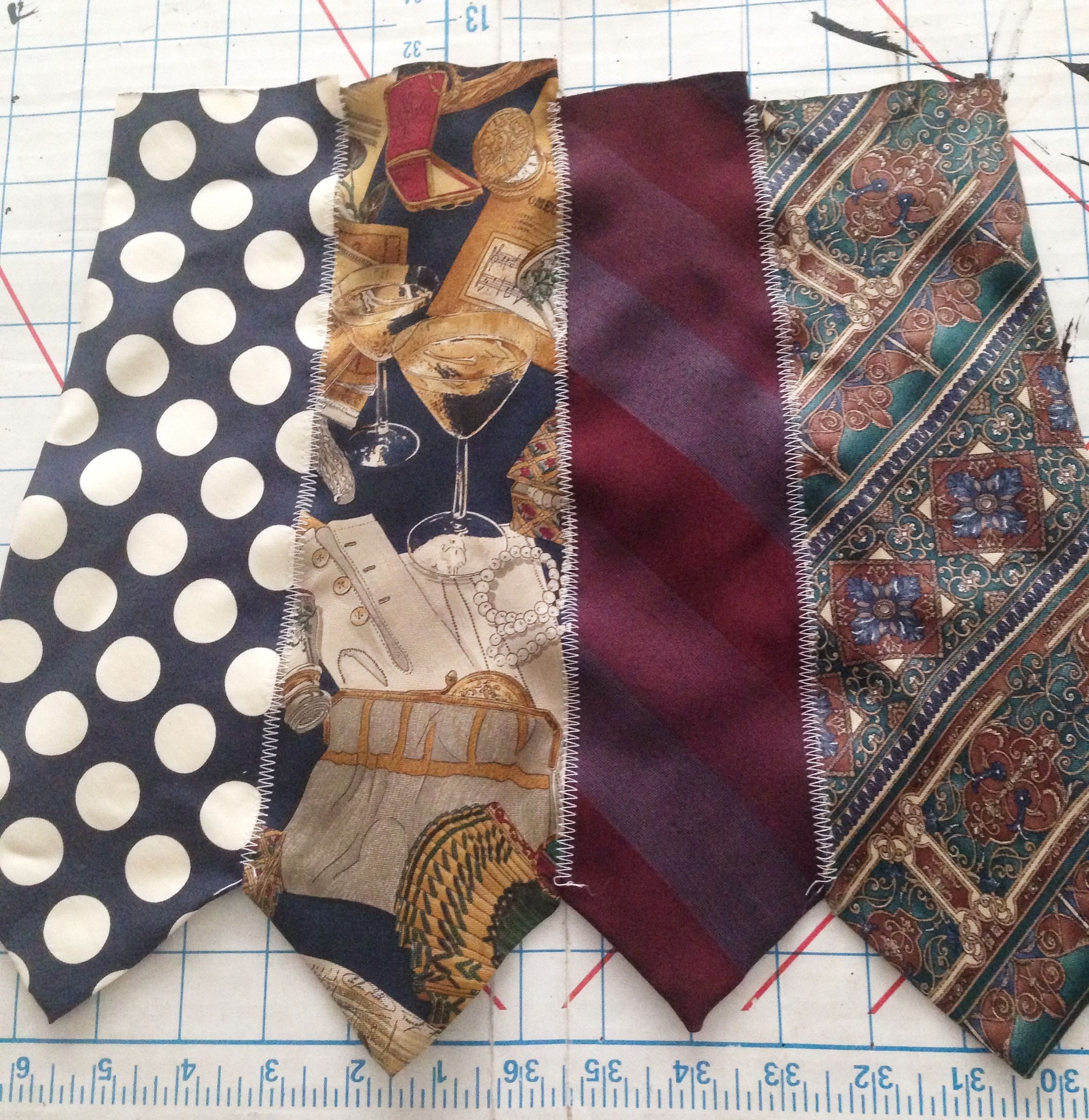 Necktie Purse : 8 Steps (with Pictures) - Instructables