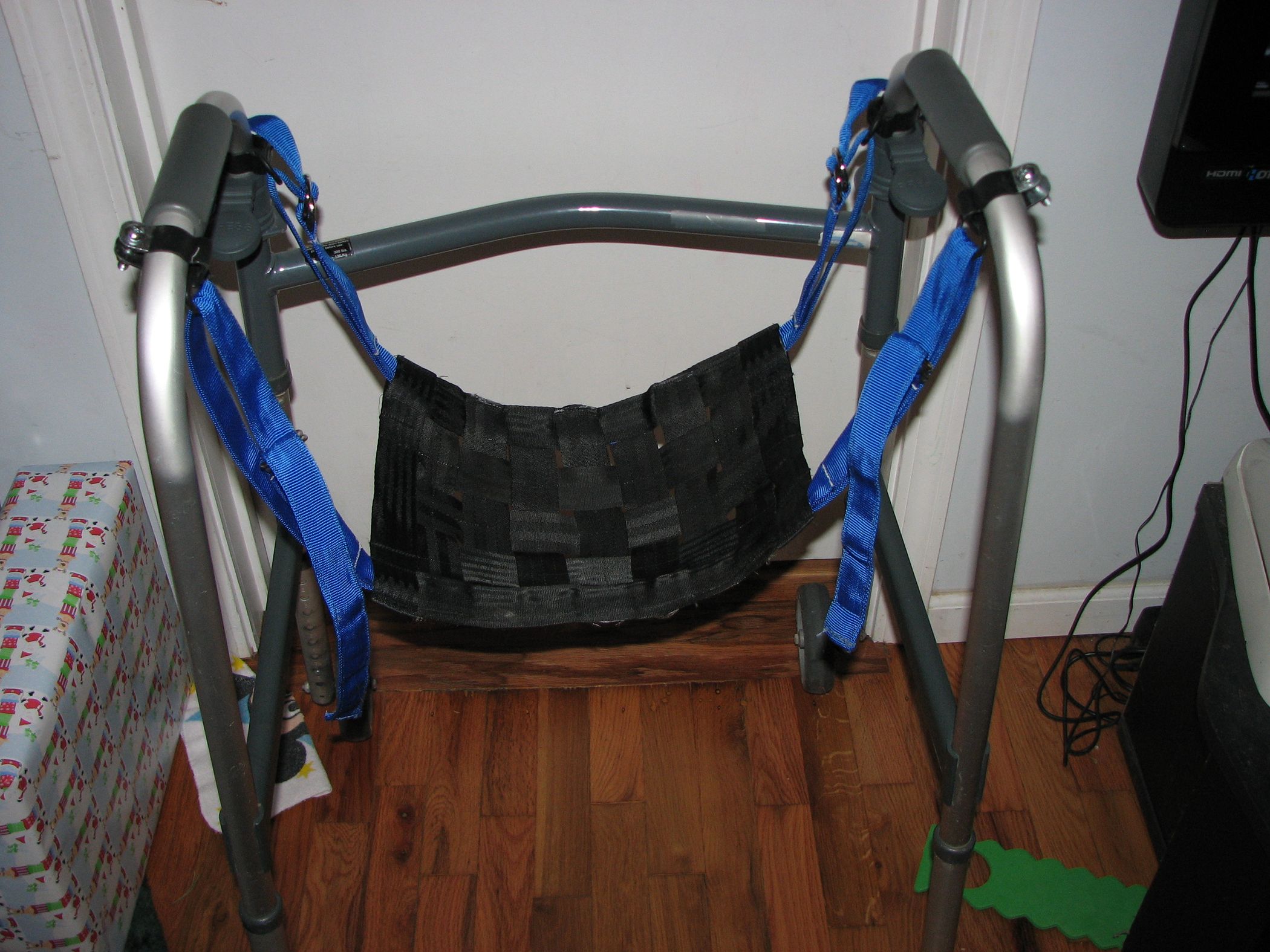 Seat for a Walker : 15 Steps (with Pictures) - Instructables
