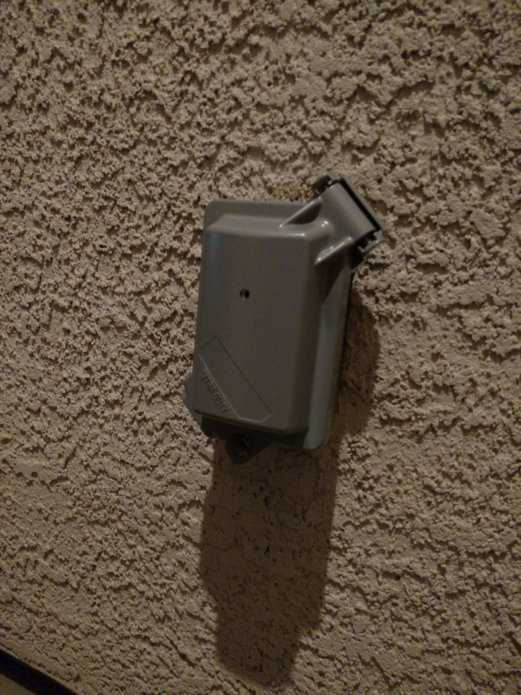 Outdoor Plug Cover Security Cam : 6 Steps (with Pictures) - Instructables
