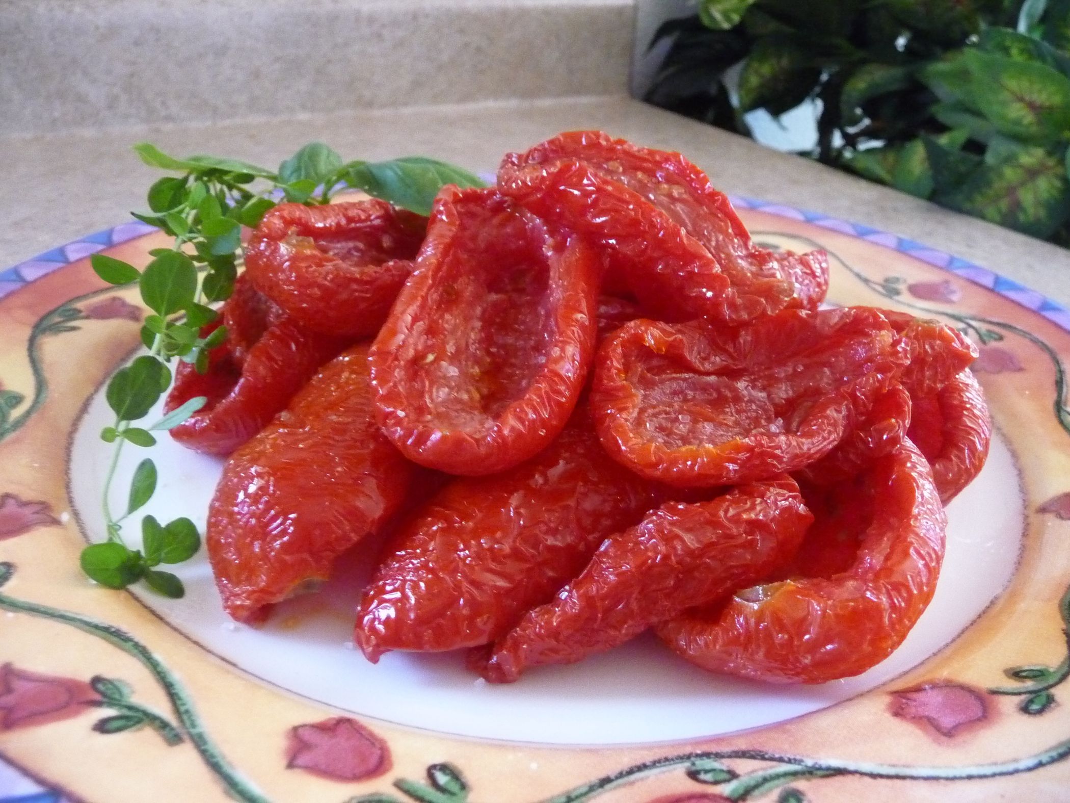 Homemade Sun-Roasted Tomatoes : 4 Steps (with Pictures) - Instructables