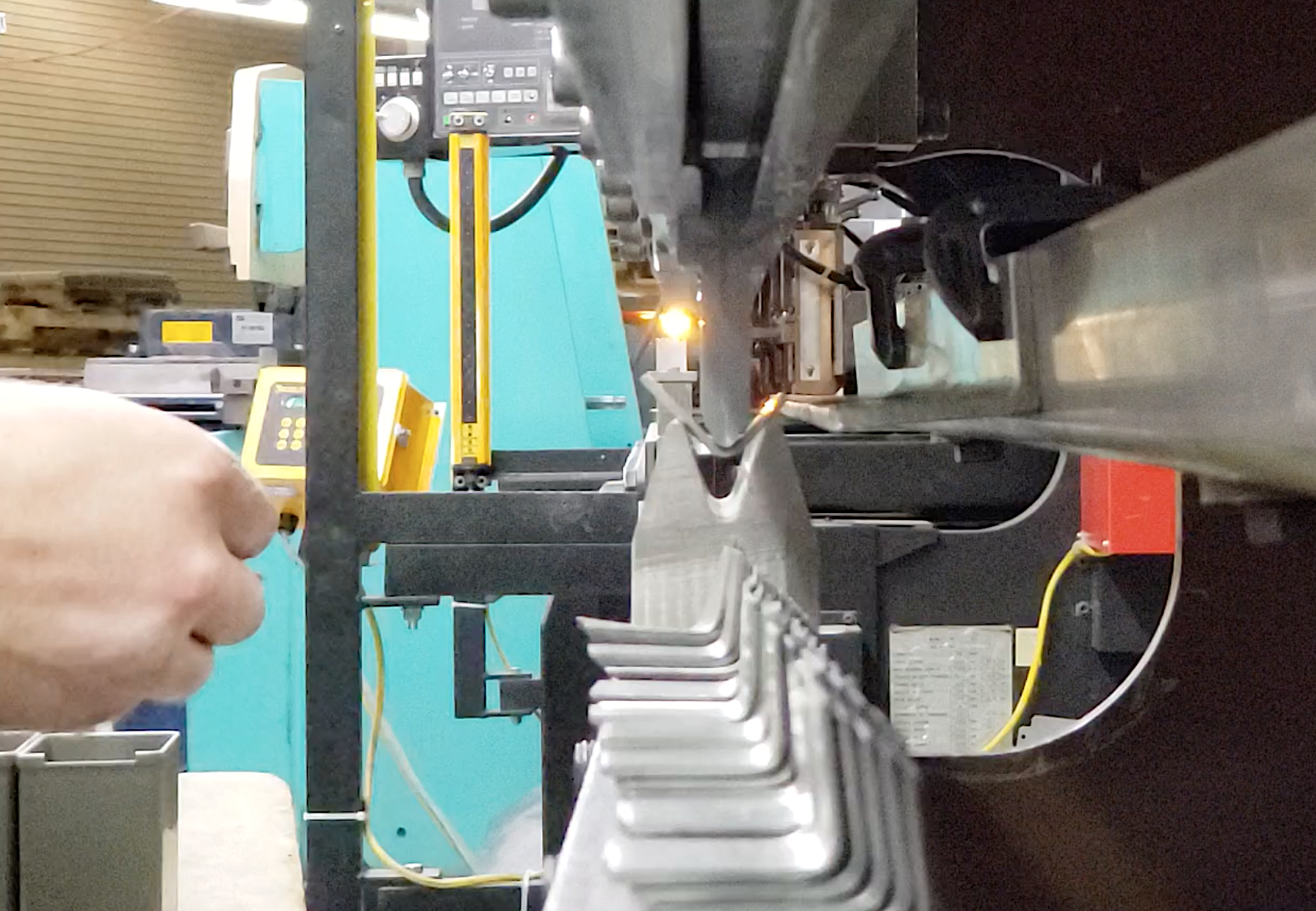 3D Printed Press Brake Forming Tools : 4 Steps (with Pictures ...