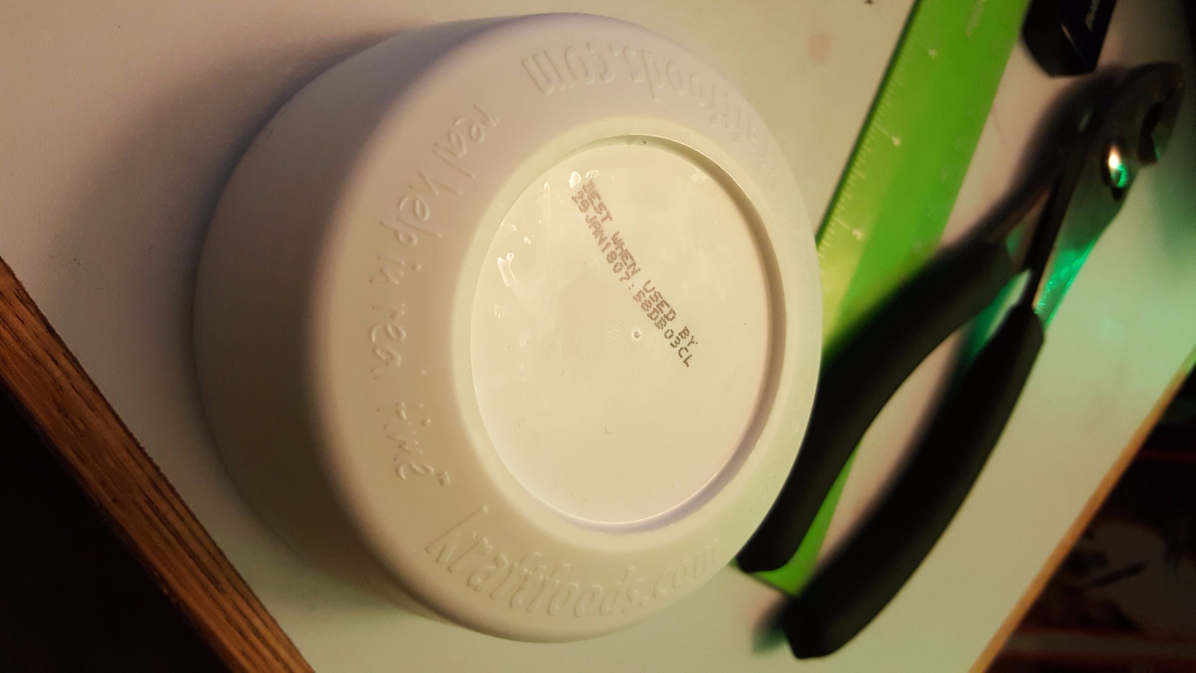 Kool-Aid Enclosed Dice Cup With View Port : 6 Steps - Instructables