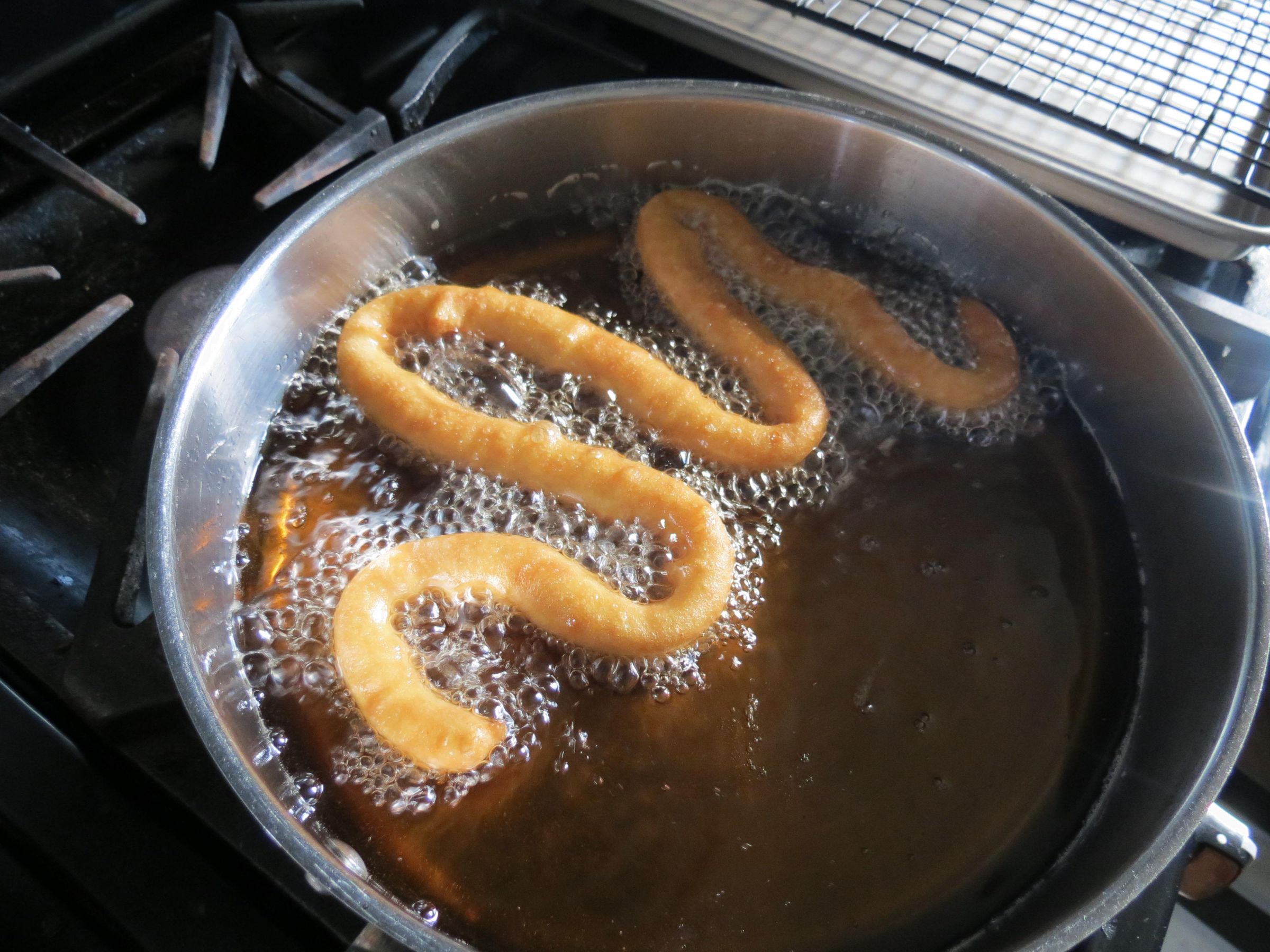 Chocolate Glazed SNAKE CHURROS : 8 Steps (with Pictures) - Instructables