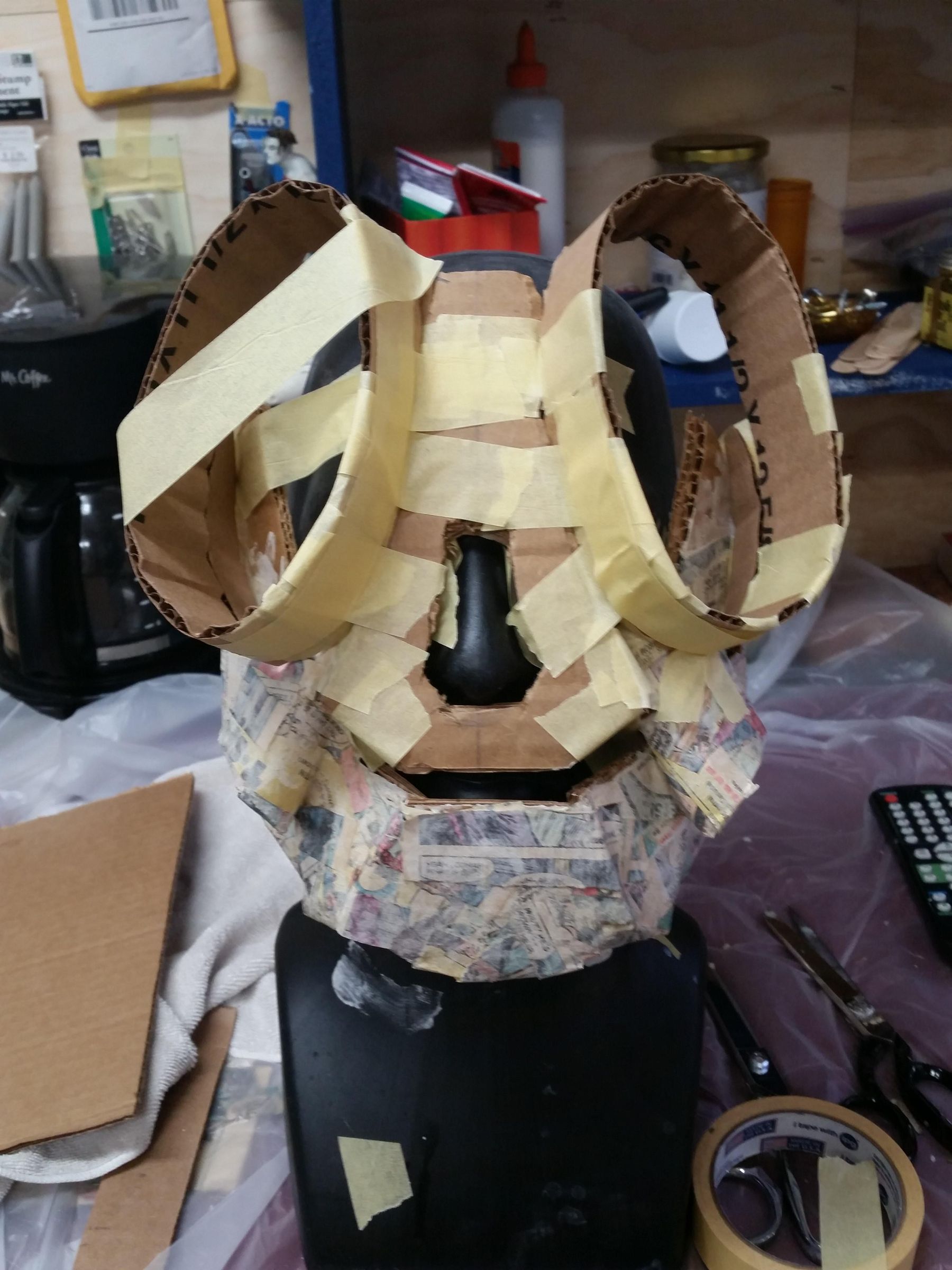 Buck Grasshopper Mask : 9 Steps (with Pictures) - Instructables