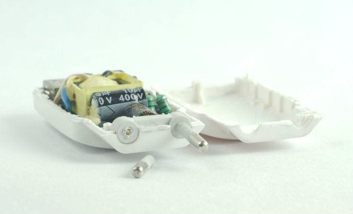 Repair Broken Power Pin of Charger : 3 Steps (with Pictures ...