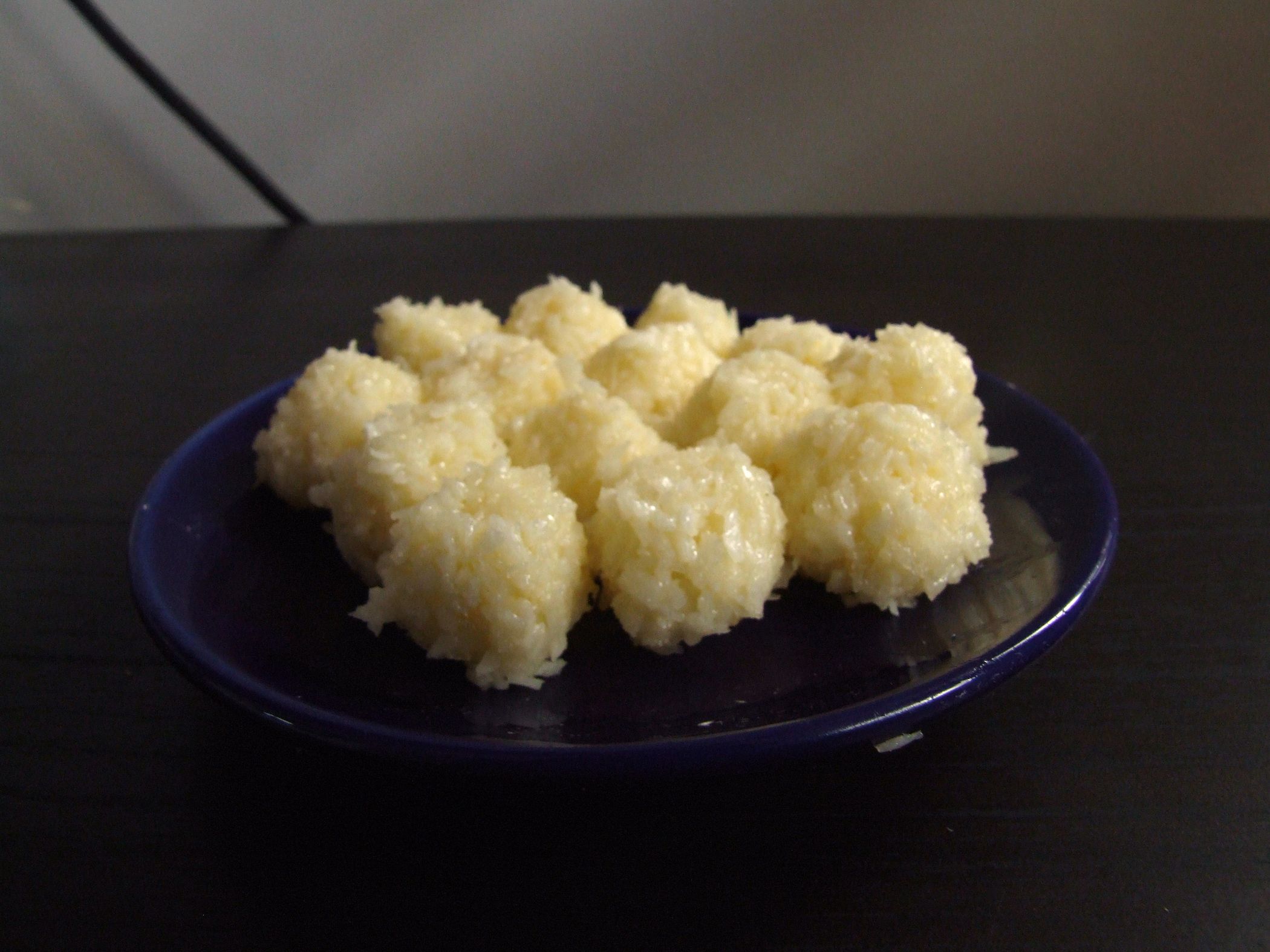 Koconut & Kream Snowballs : 7 Steps - Instructables