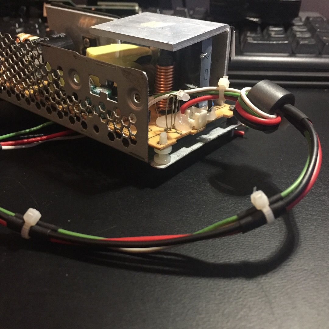 Xbox 360 Slim Internal Power Supply Psu : 5 Steps - Instructables