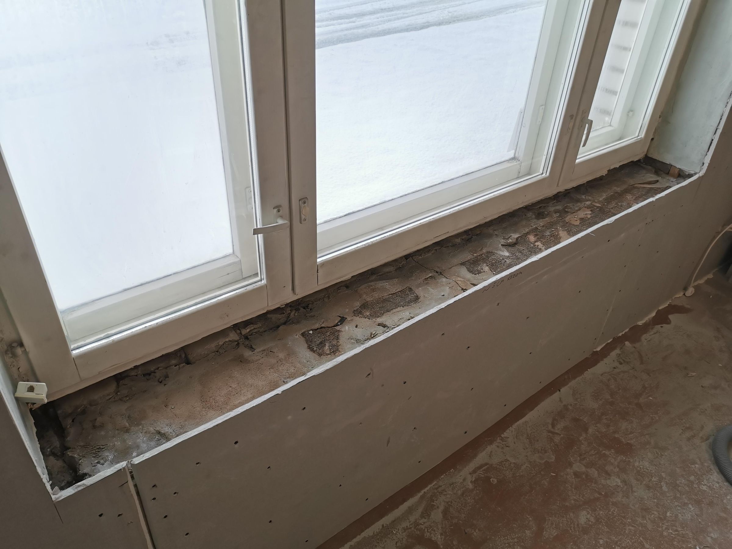 Wooden (Floating) Windowsills : 11 Steps (with Pictures) - Instructables