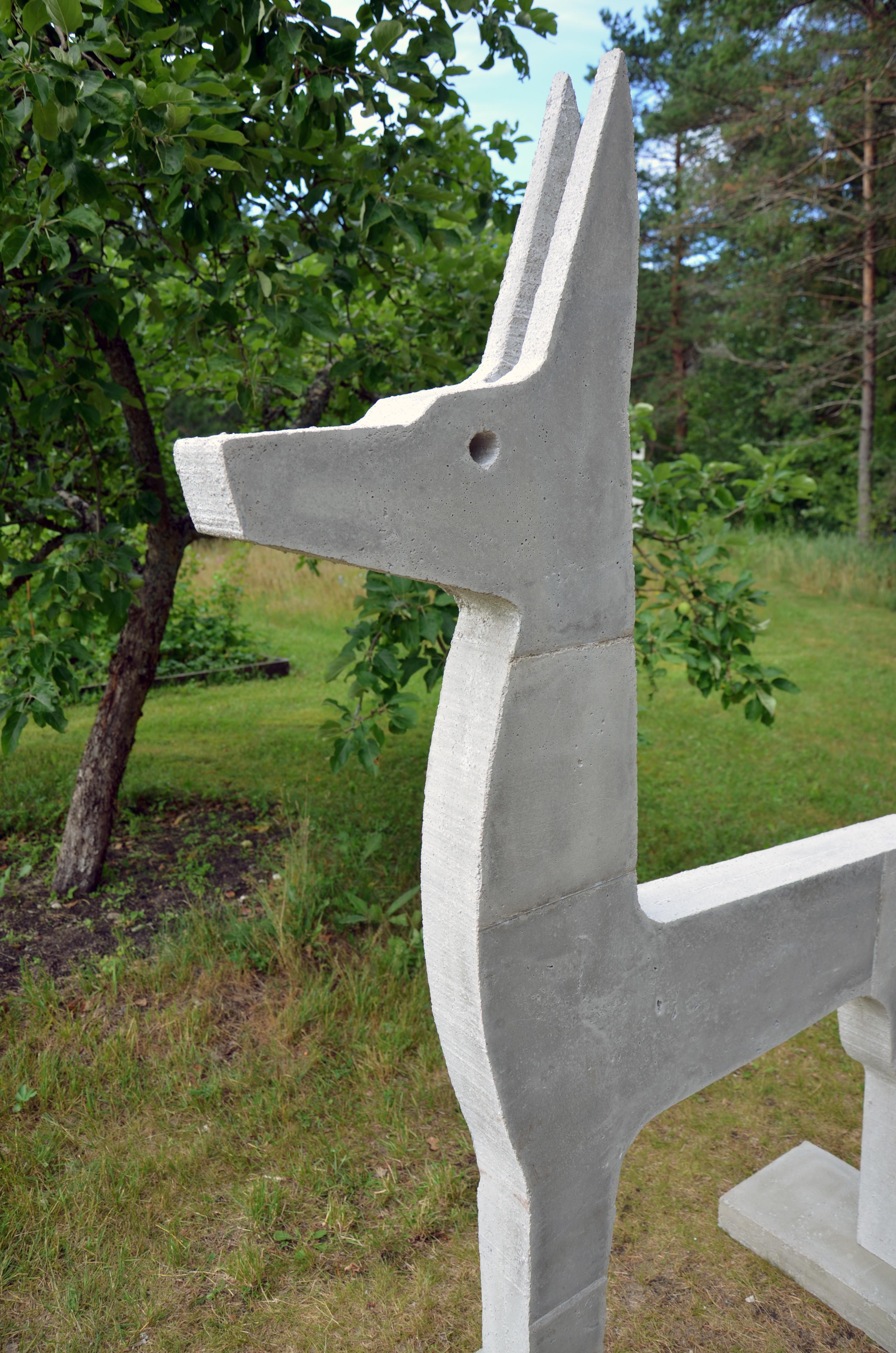 Abstract Dog Sculpture Made Using Concrete : 7 Steps (with Pictures ...