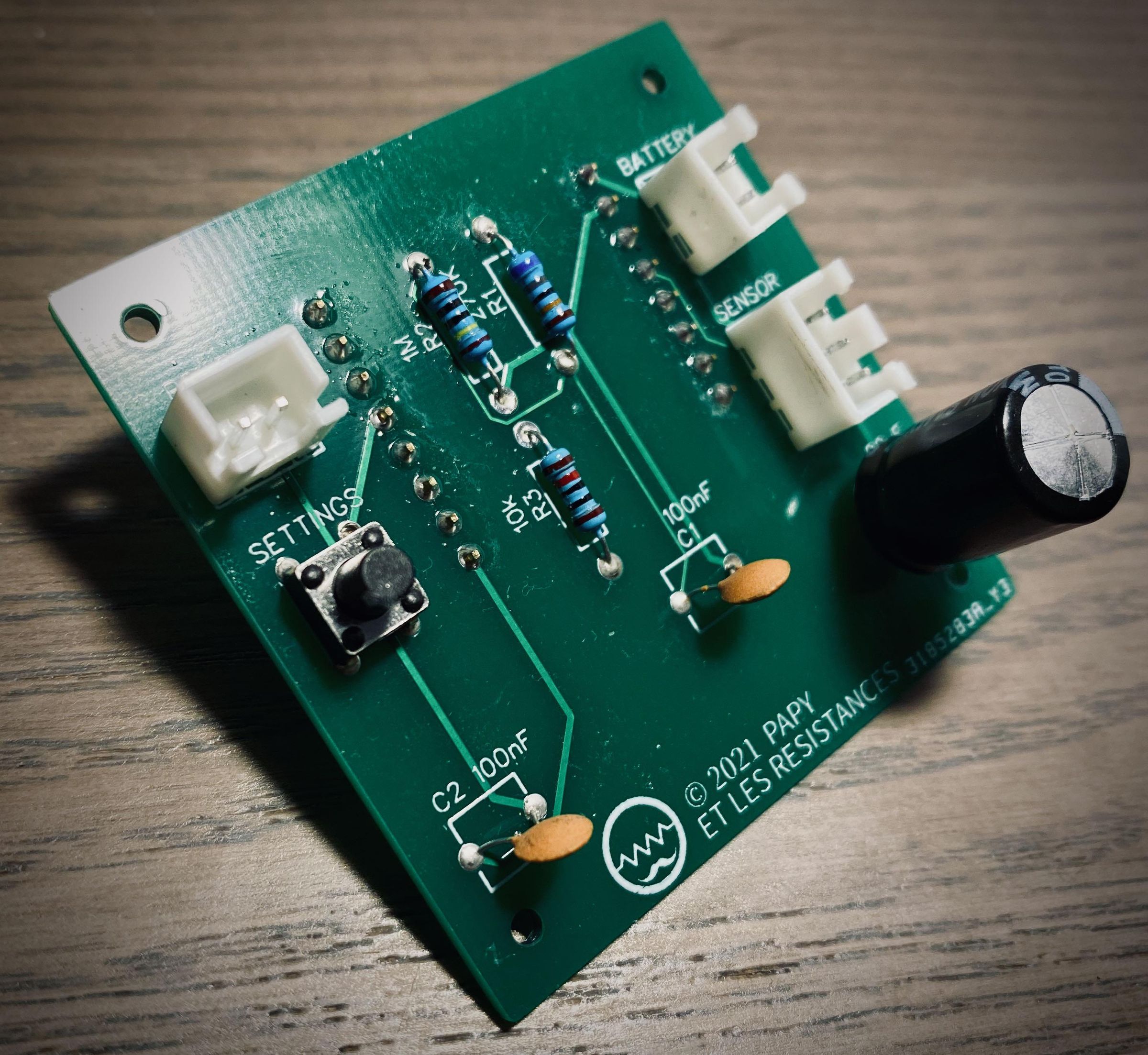 Happy Birds ! a World of Connected Bird Feeders / Connectez Vous Aux ...