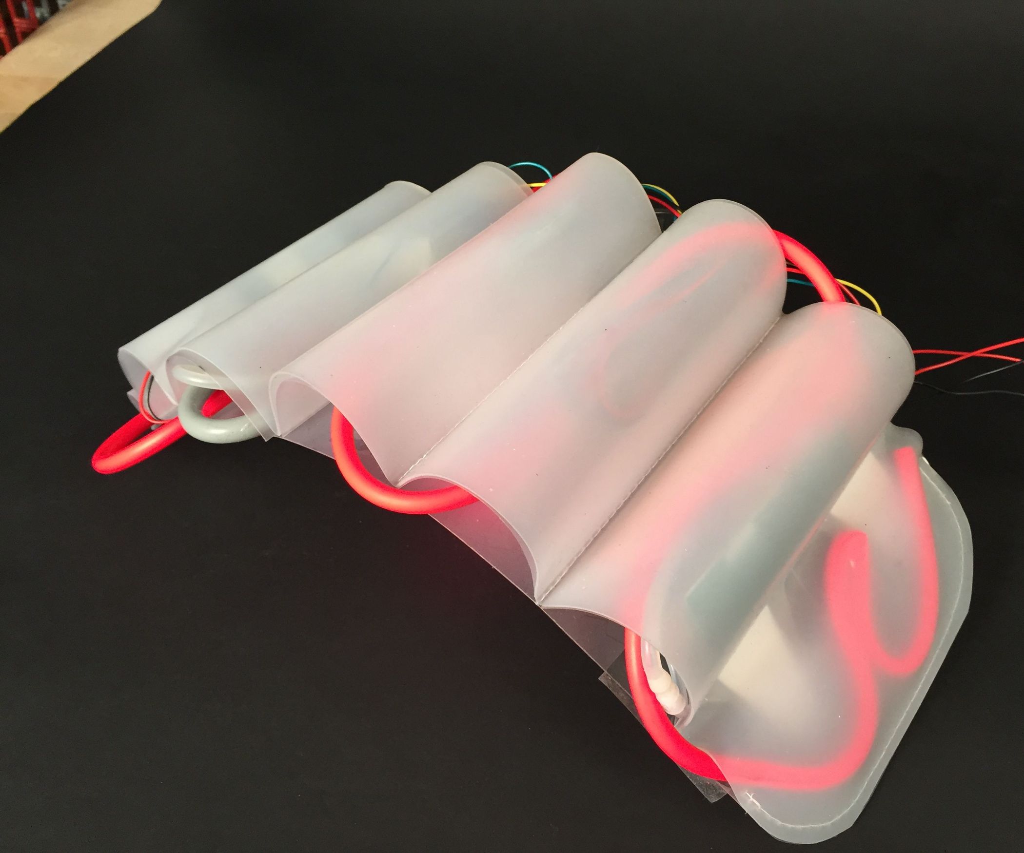 Inch Worm Soft Robot : 16 Steps (with Pictures) - Instructables