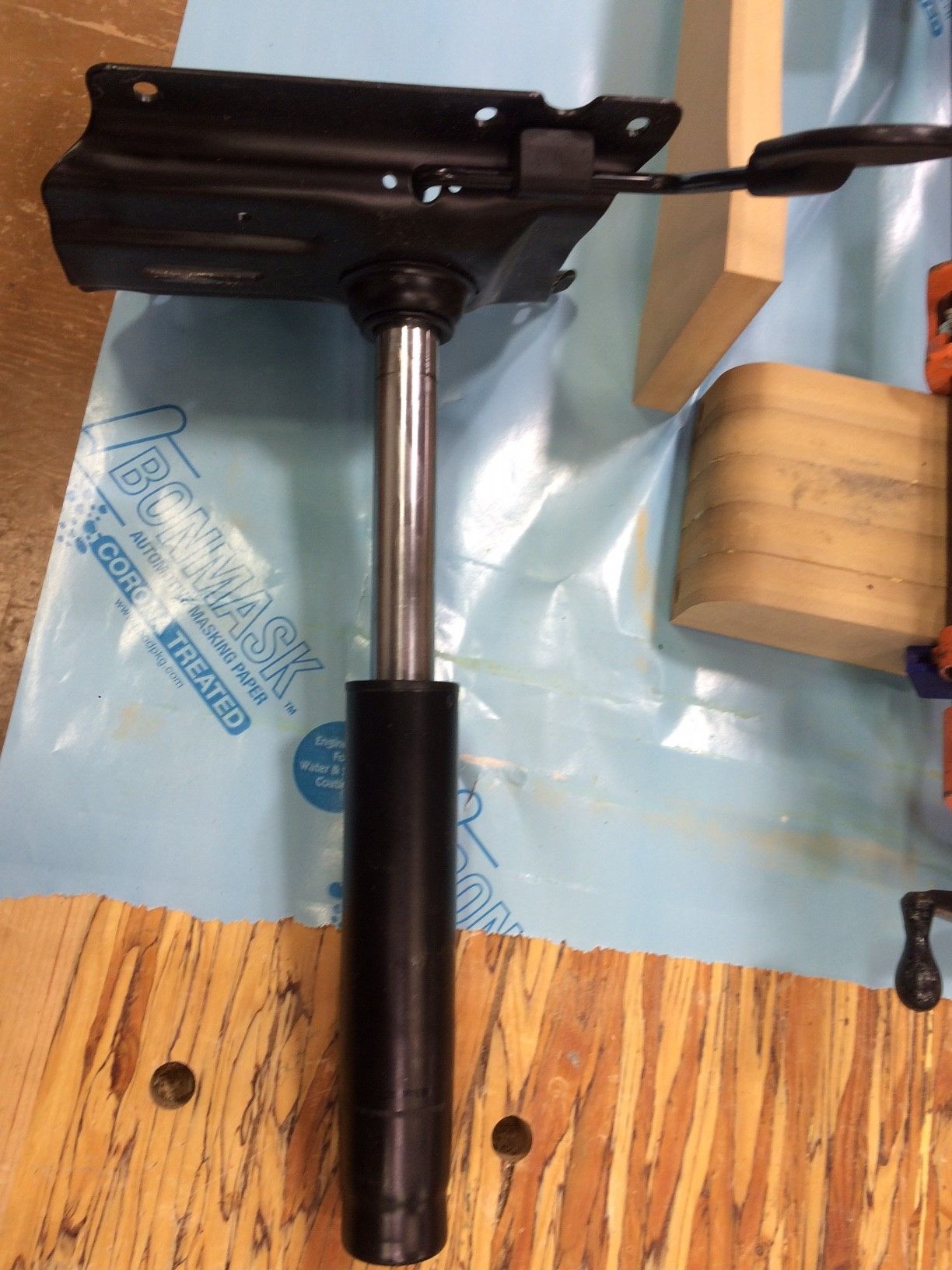 Pneumatic Adjustable Piano Bench : 20 Steps (with Pictures) - Instructables