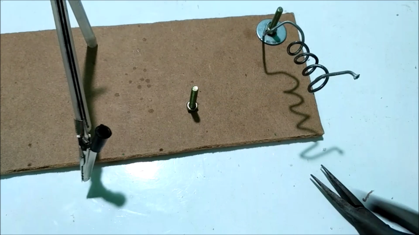 How to Make Third Hand Tool : 6 Steps (with Pictures) - Instructables