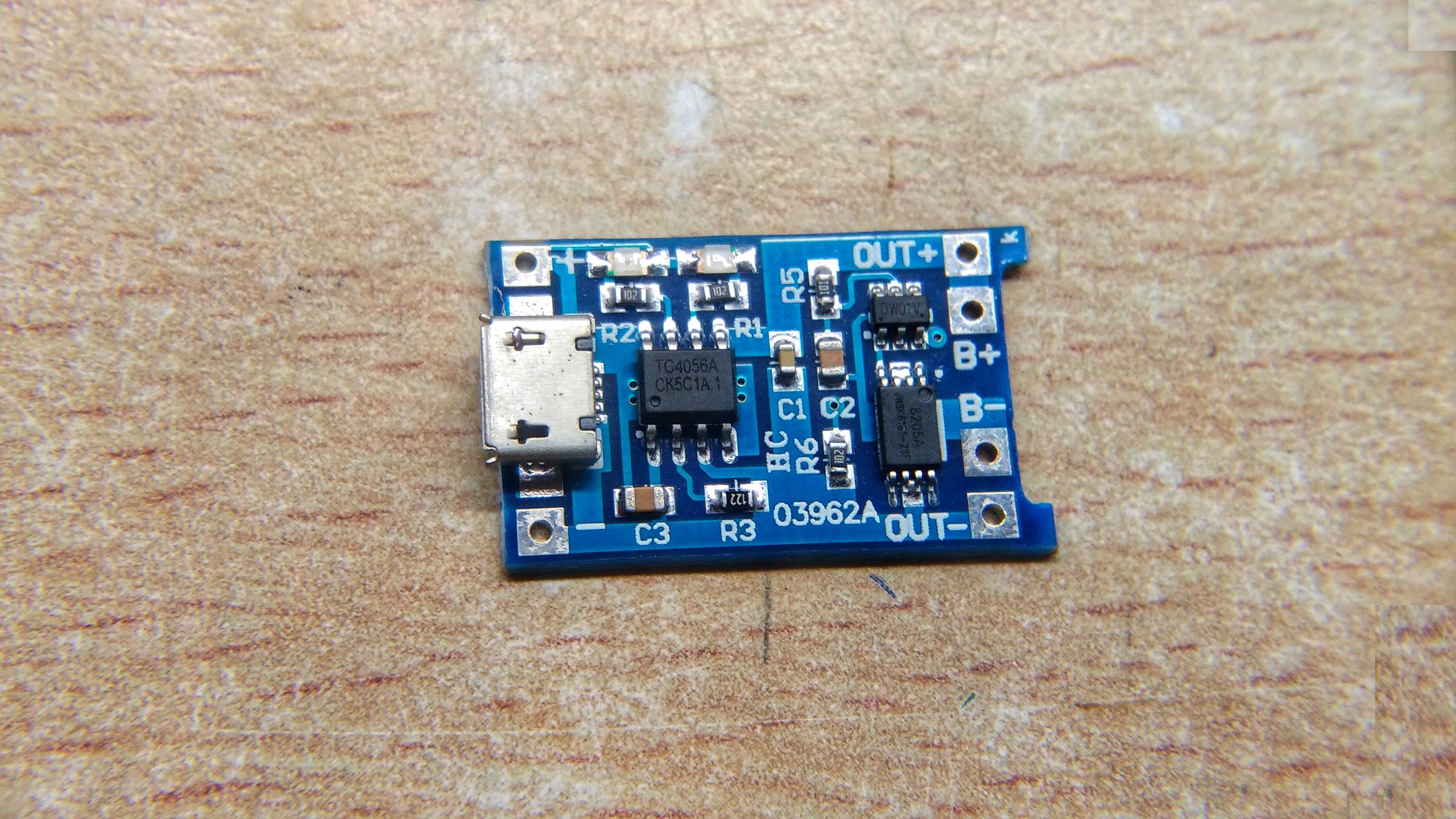 How to Make Power Bank on Your Own Easily : 7 Steps (with Pictures ...