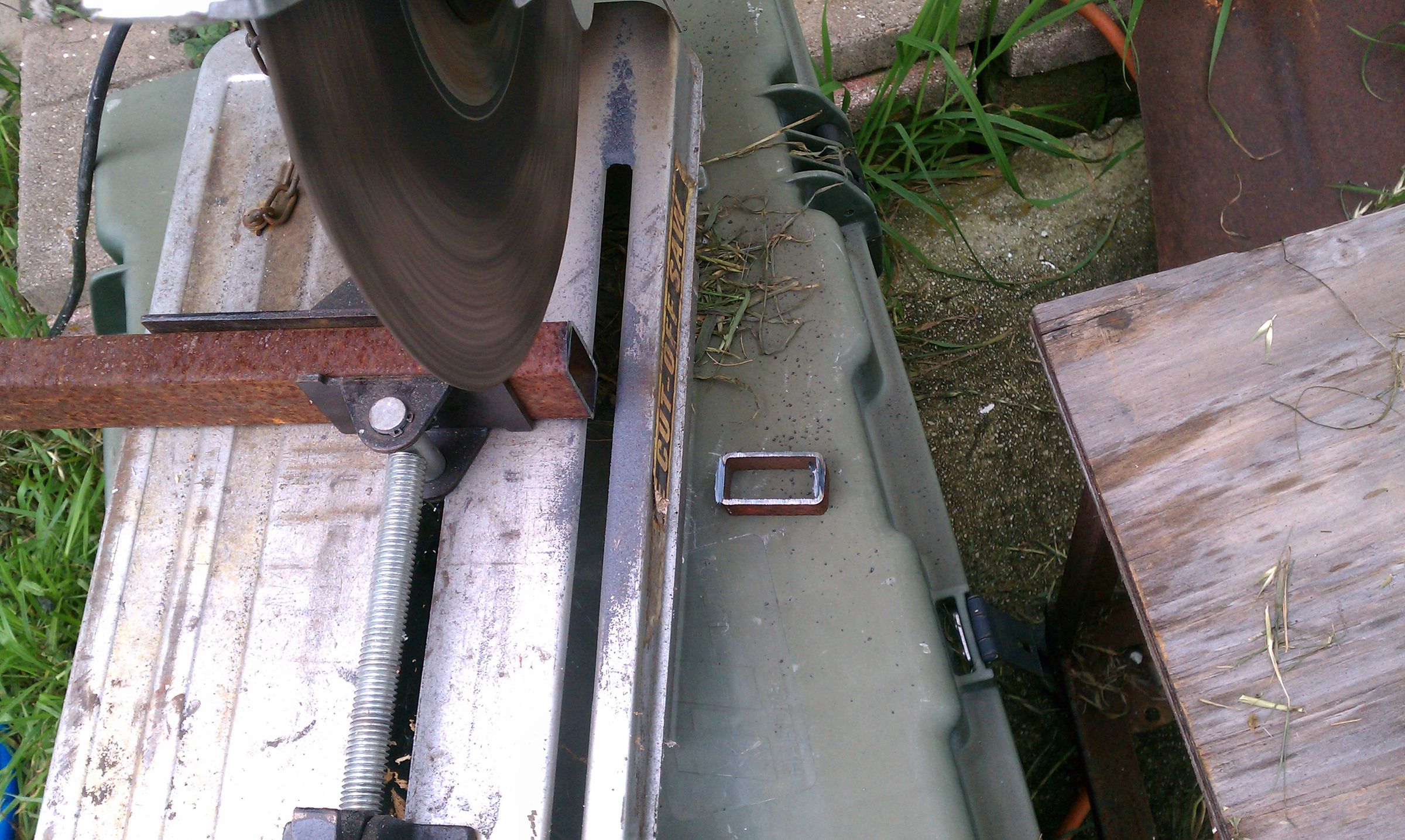 Fixing My Old Reel Mower : 8 Steps (with Pictures) - Instructables