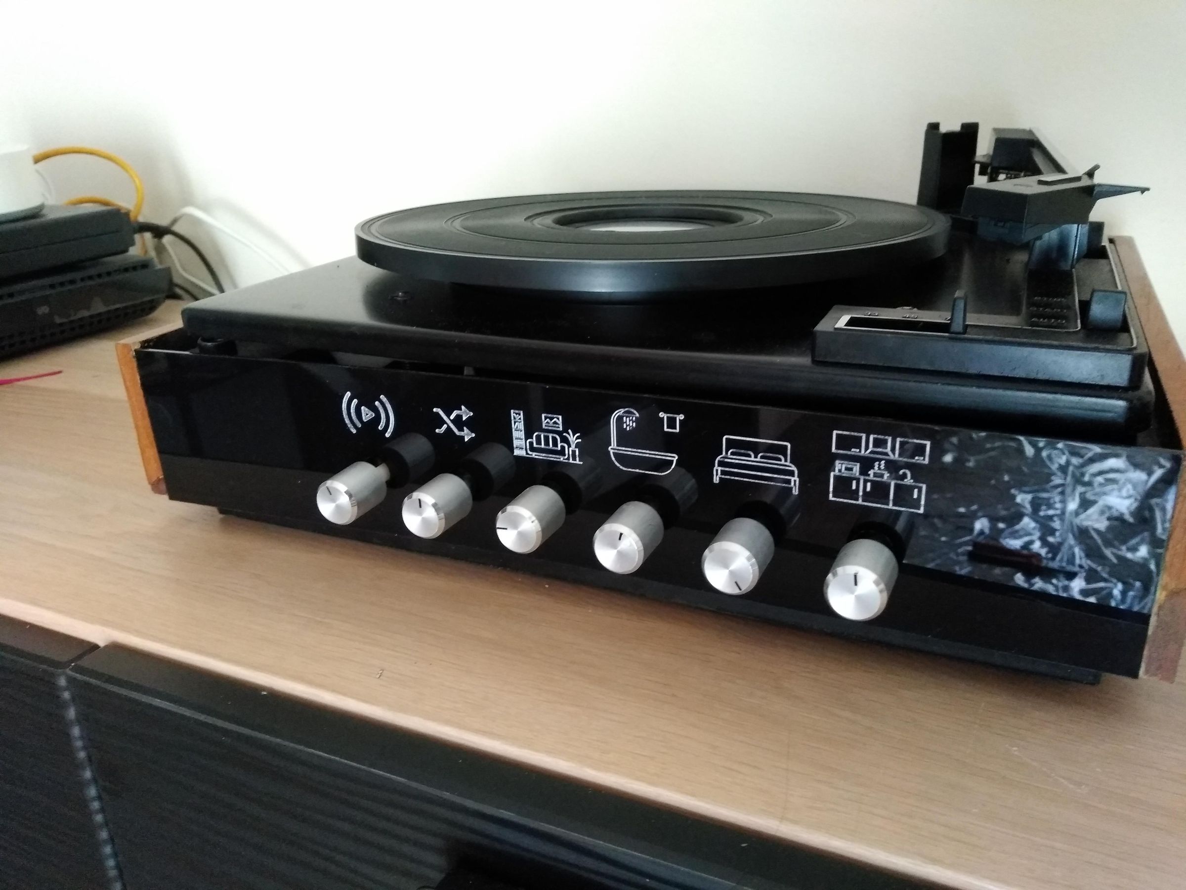 From Record Player to Multi-room Spotify Player : 16 Steps - Instructables