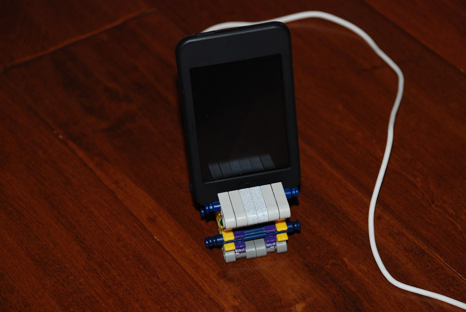Universal Ipod Dock : 6 Steps - Instructables