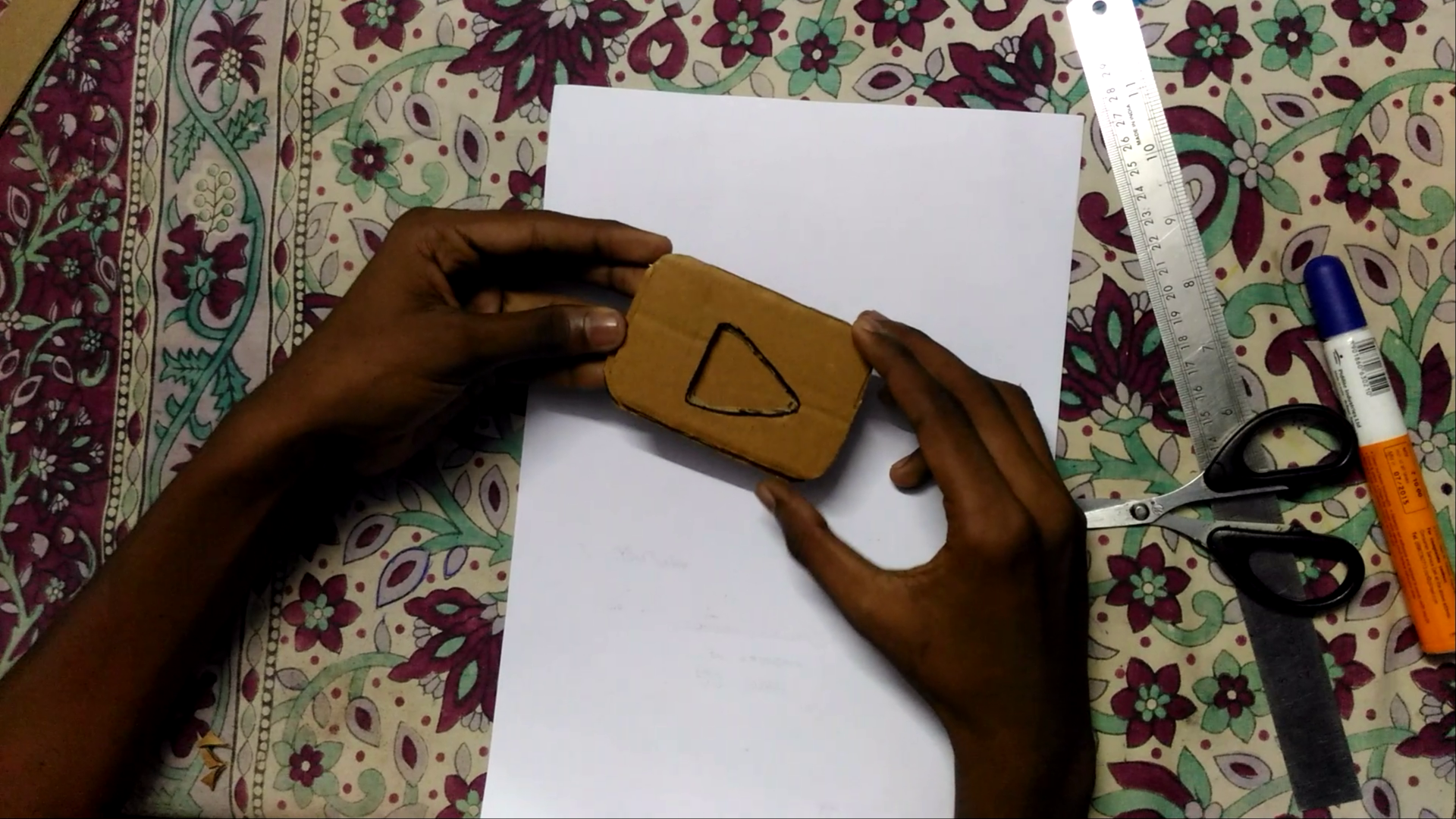 Cardboard Youtube Play Button | DIY Tutorial : 8 Steps - Instructables