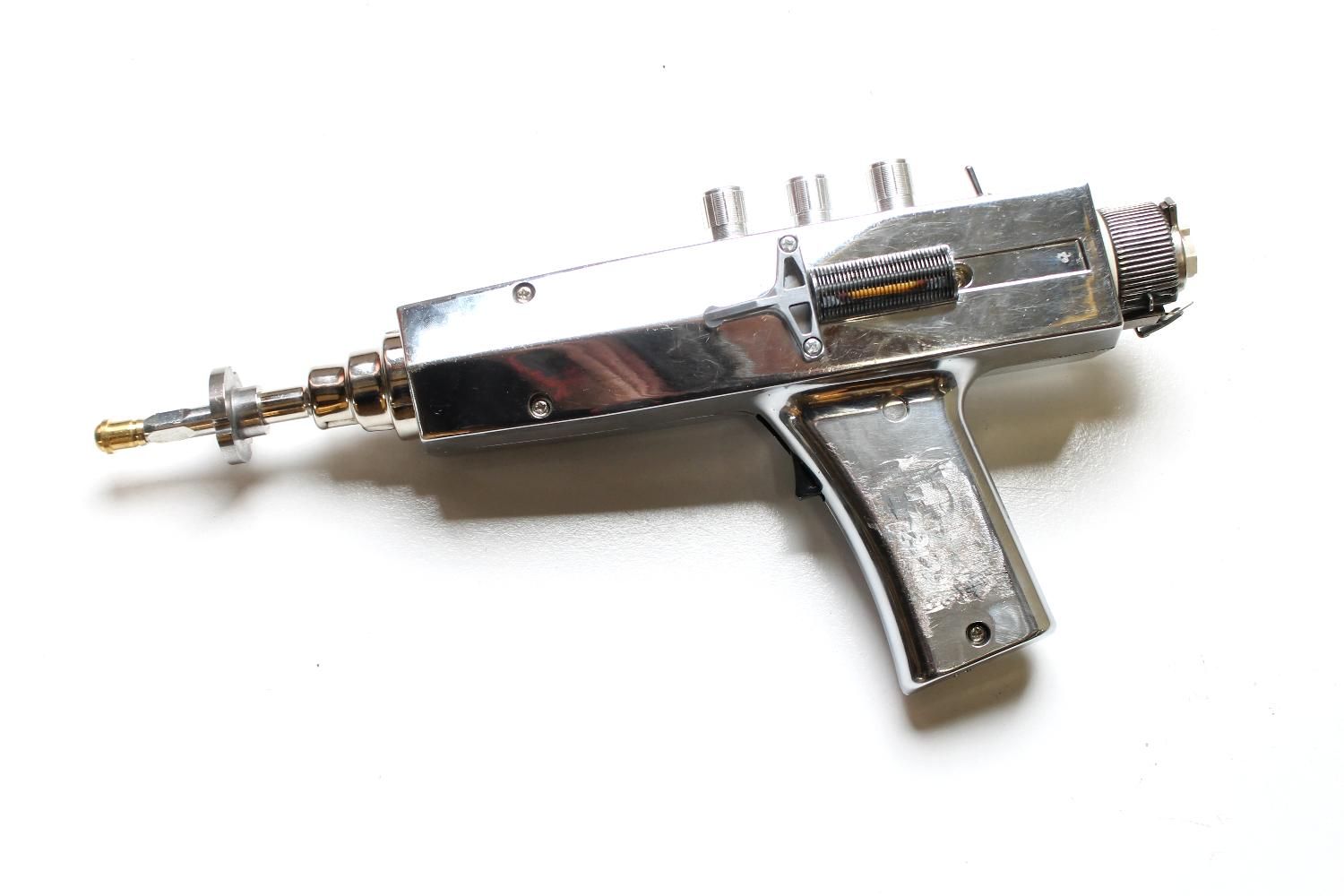 Build a Ray Gun With Sound Effects : 14 Steps (with Pictures ...