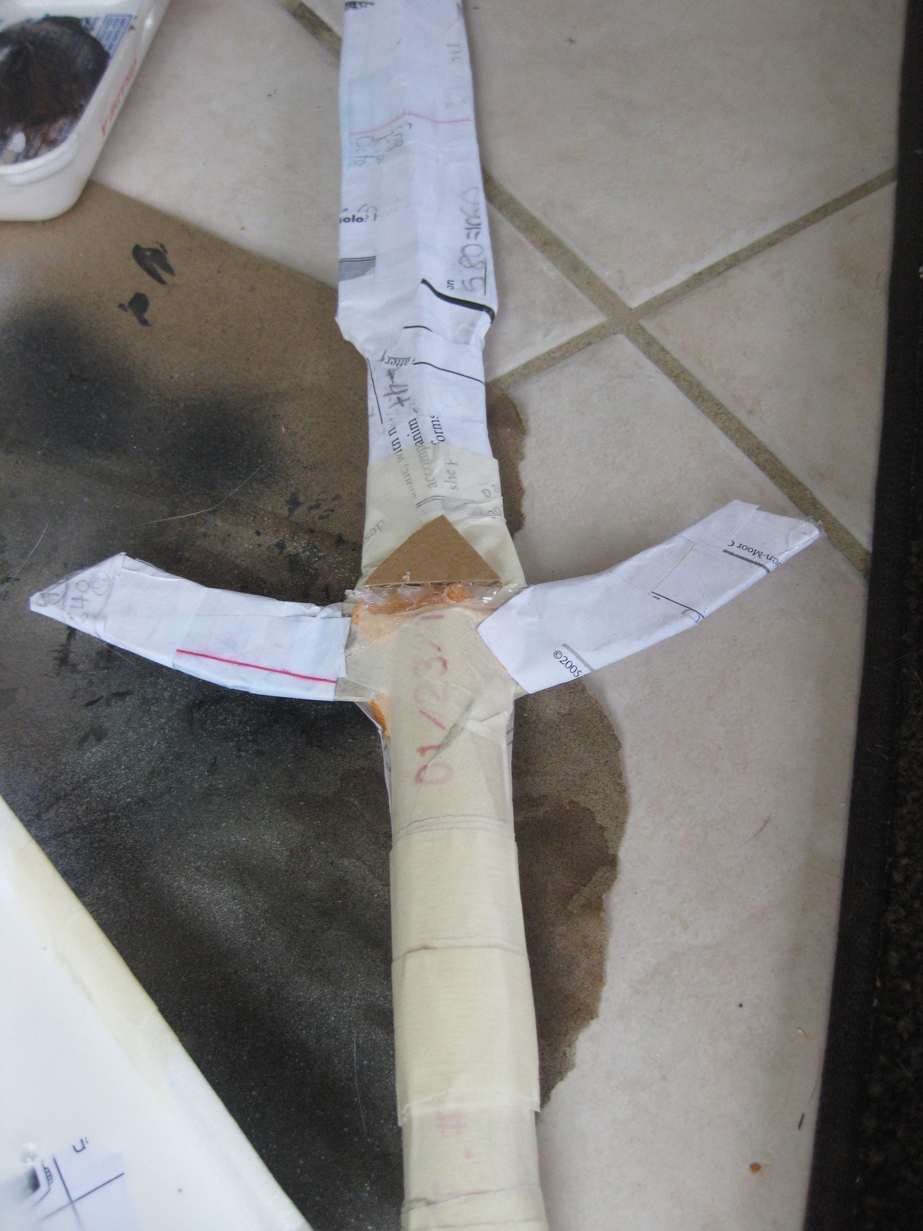 Forge a Paper Sword : 6 Steps (with Pictures) - Instructables