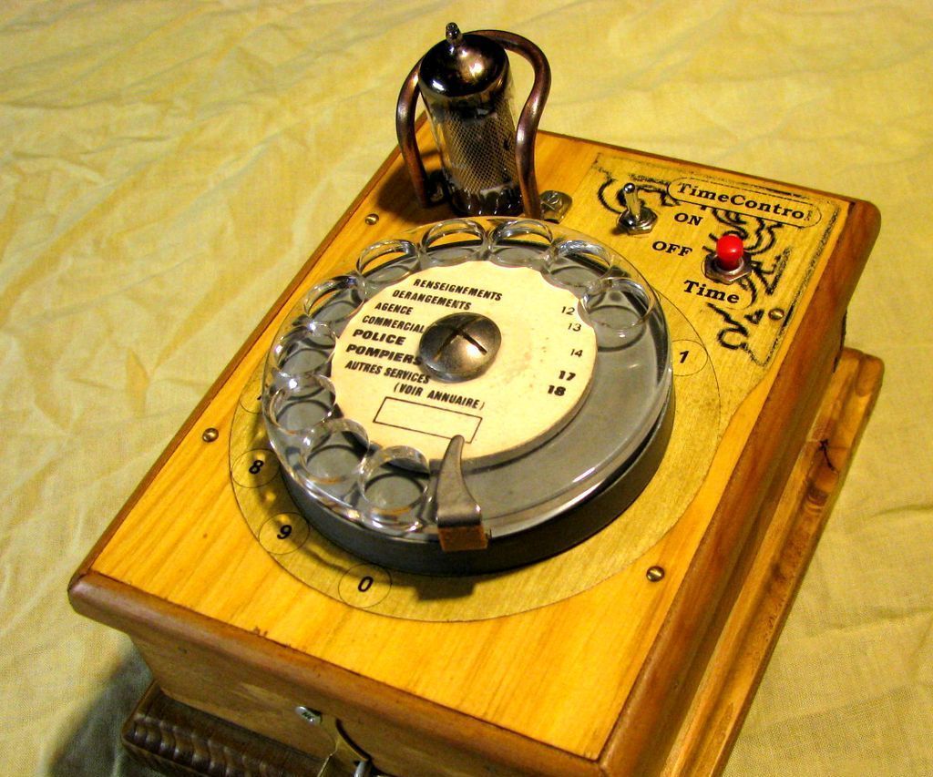 Playing With Time : 6 Steps - Instructables