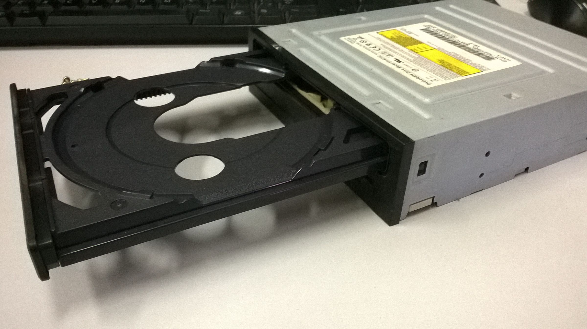 Disassembling a CD/DVD Reader and Reusing Its Parts : 12 Steps (with ...