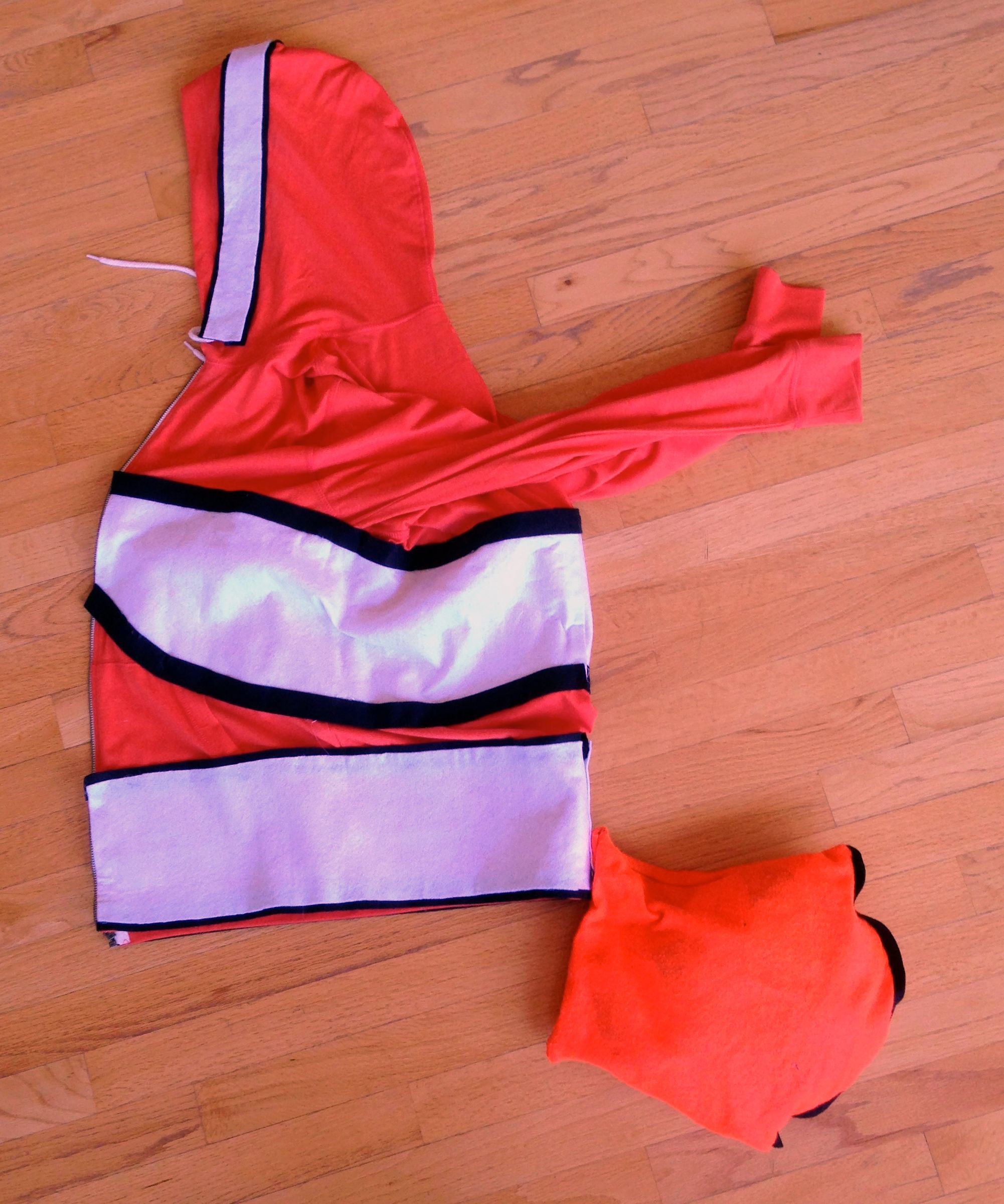 No-Sew Finding Nemo Clownfish Costume : 8 Steps (with Pictures ...