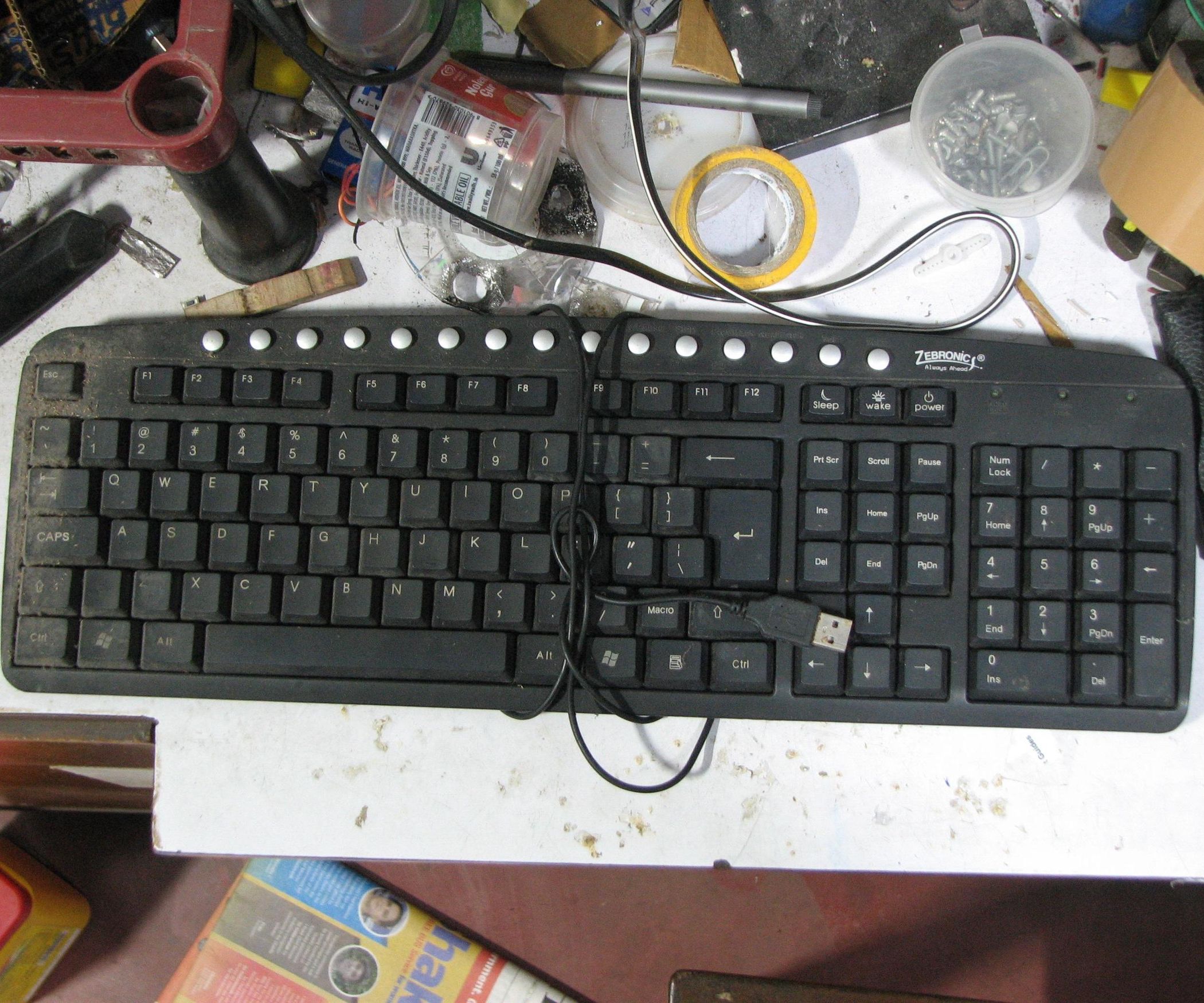 Restoring a Old Broken Keyboard(How to Restore Old Electronics DIY ...