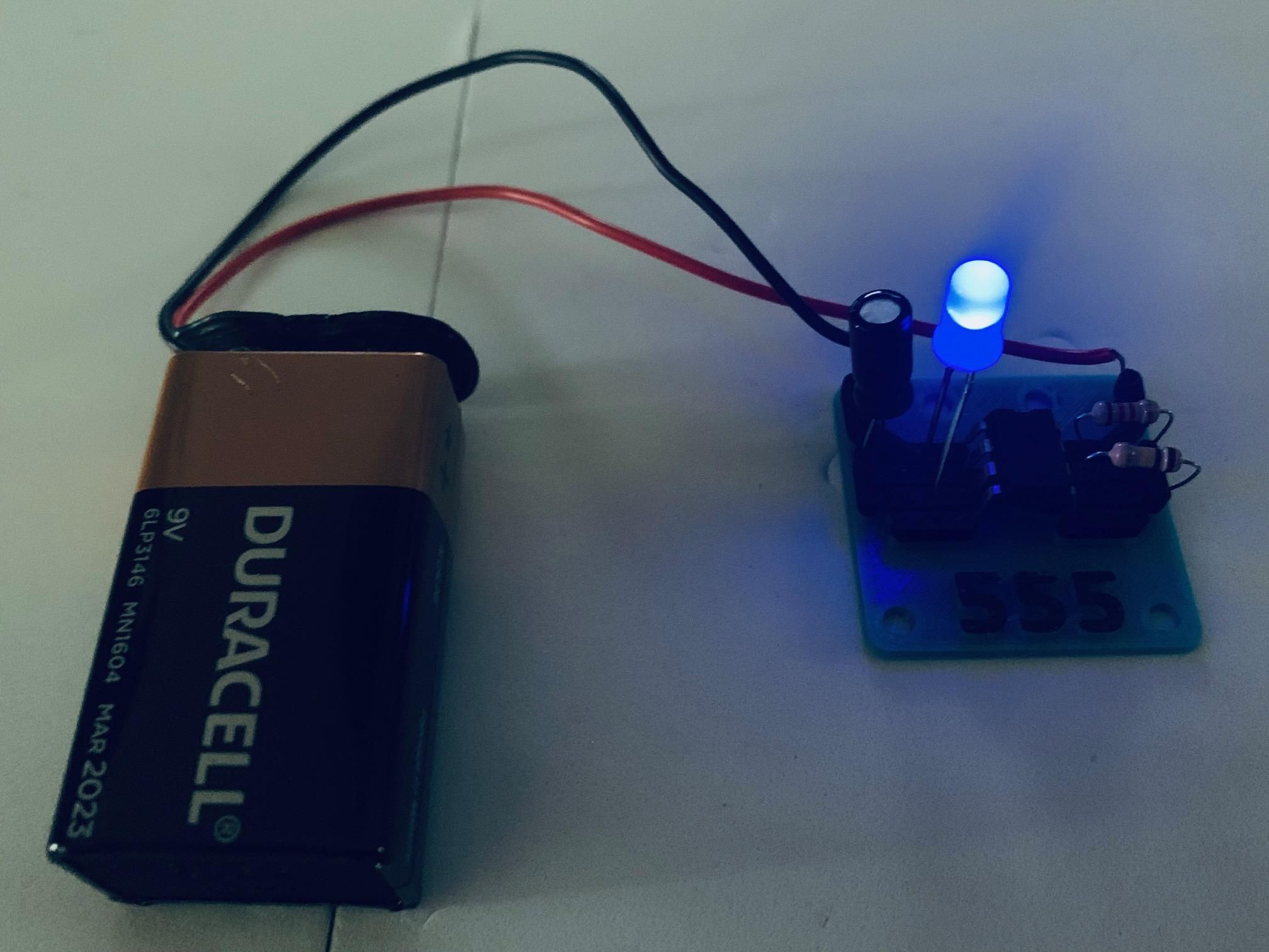 Bits4Bots - 3D Printed 555 Timer - Flashing LED - Conductive Filament ...