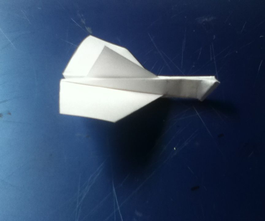 Meteor Paper Airplane : 8 Steps - Instructables