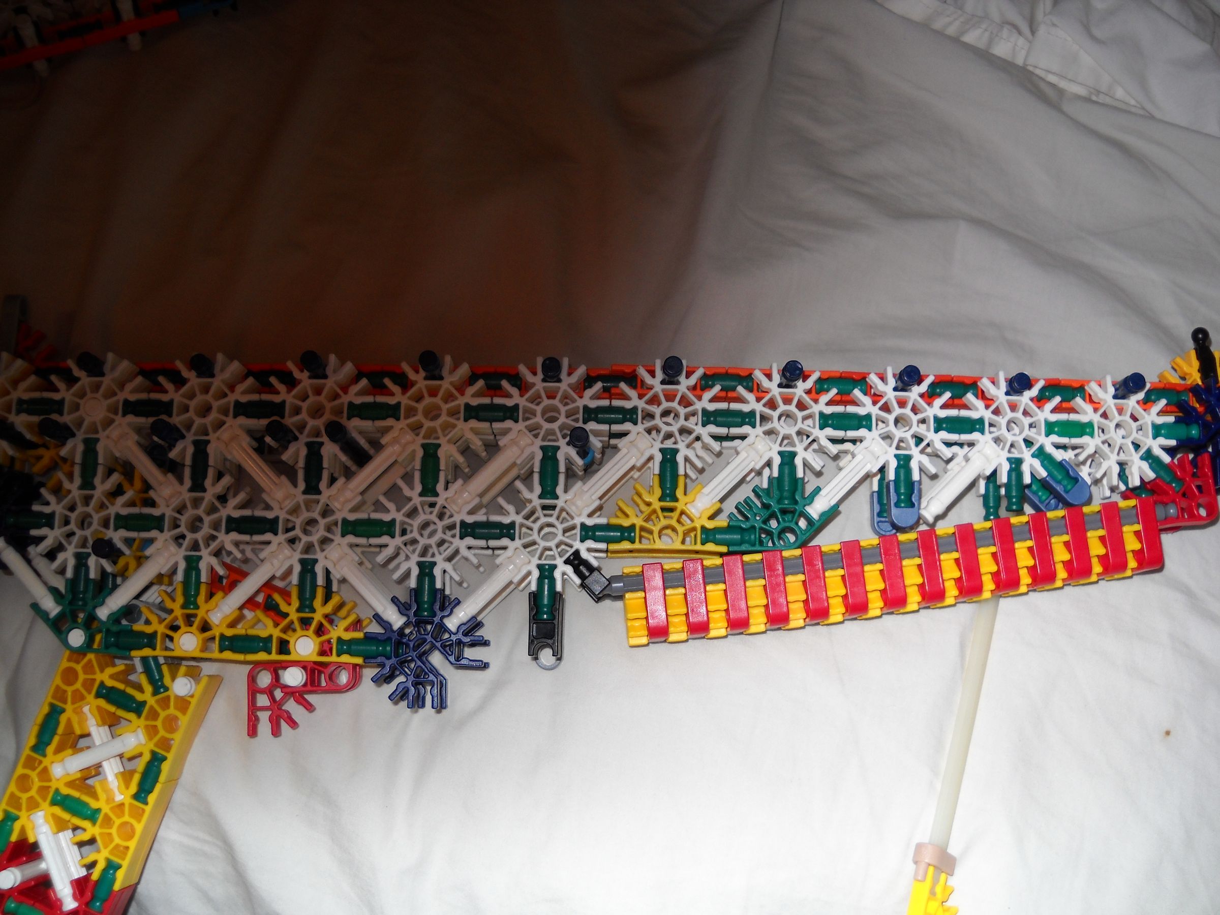 Knex Mp5 : 4 Steps - Instructables