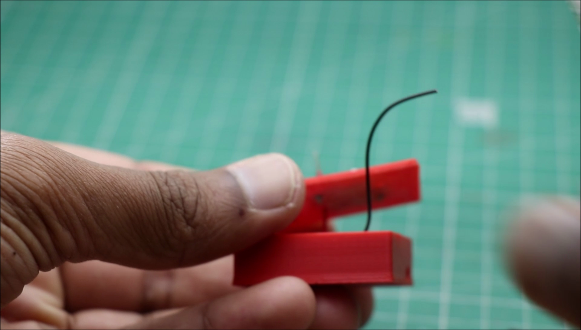 How to Make Mini Rechargeable Powerful LED Light : 8 Steps (with ...