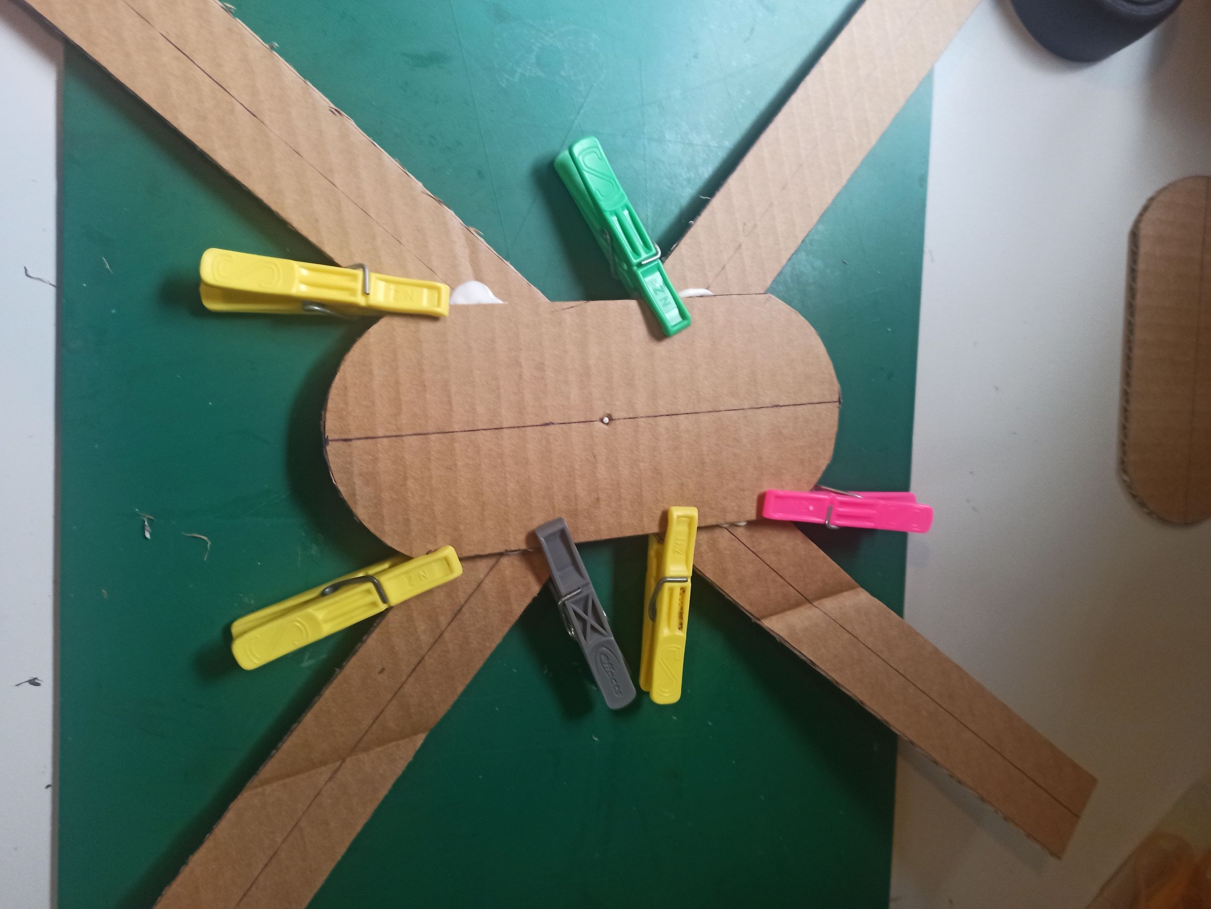 Cardboard Quadcopter : 8 Steps (with Pictures) - Instructables